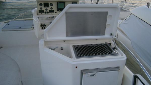 2002 Ferretti Yachts 430 Motor Yachts for sale - YachtWorld