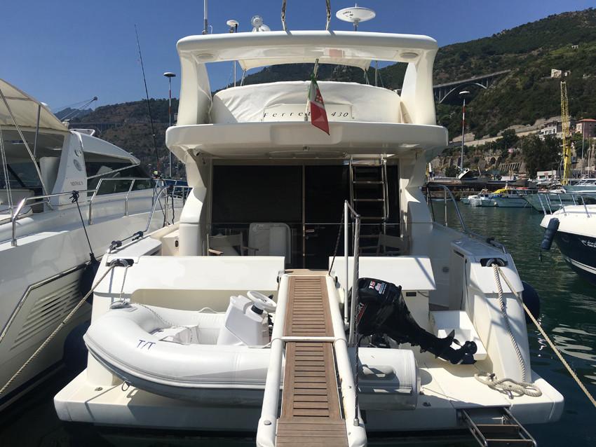 2002 Ferretti Yachts 430 Motor Yachts for sale - YachtWorld