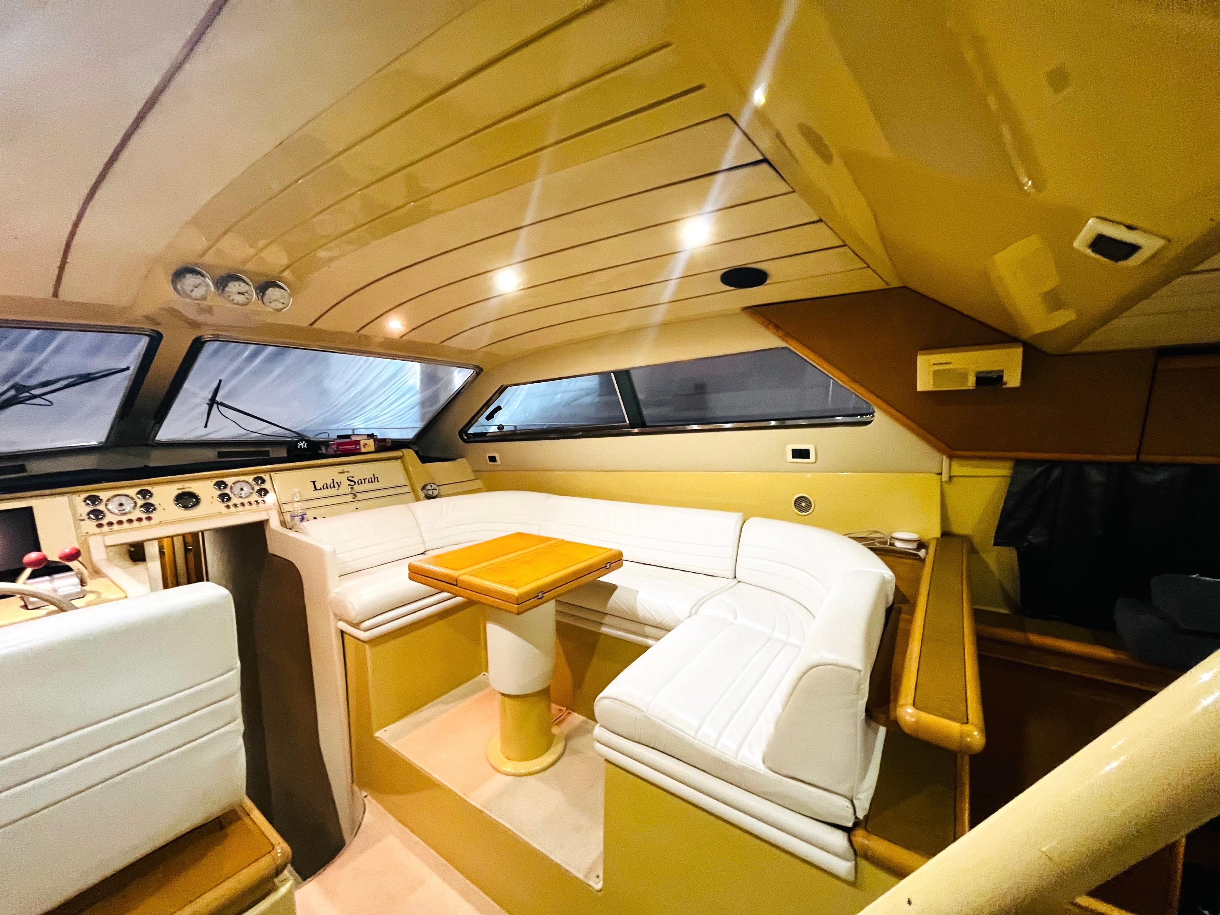 1992 Ferretti Yachts 54 FLY Flybridge for sale - YachtWorld