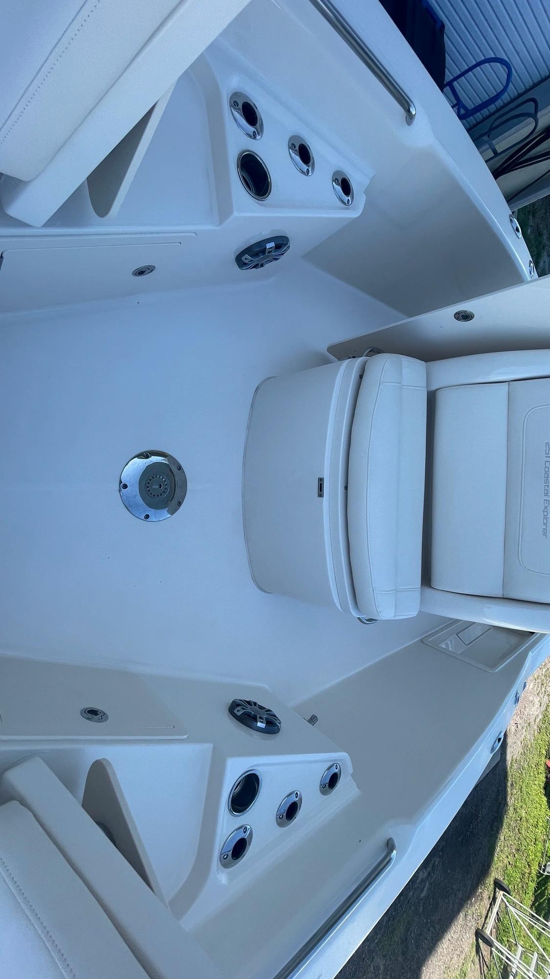 2023 Grady-White Coastal Explorer 251 Center Console for sale - YachtWorld
