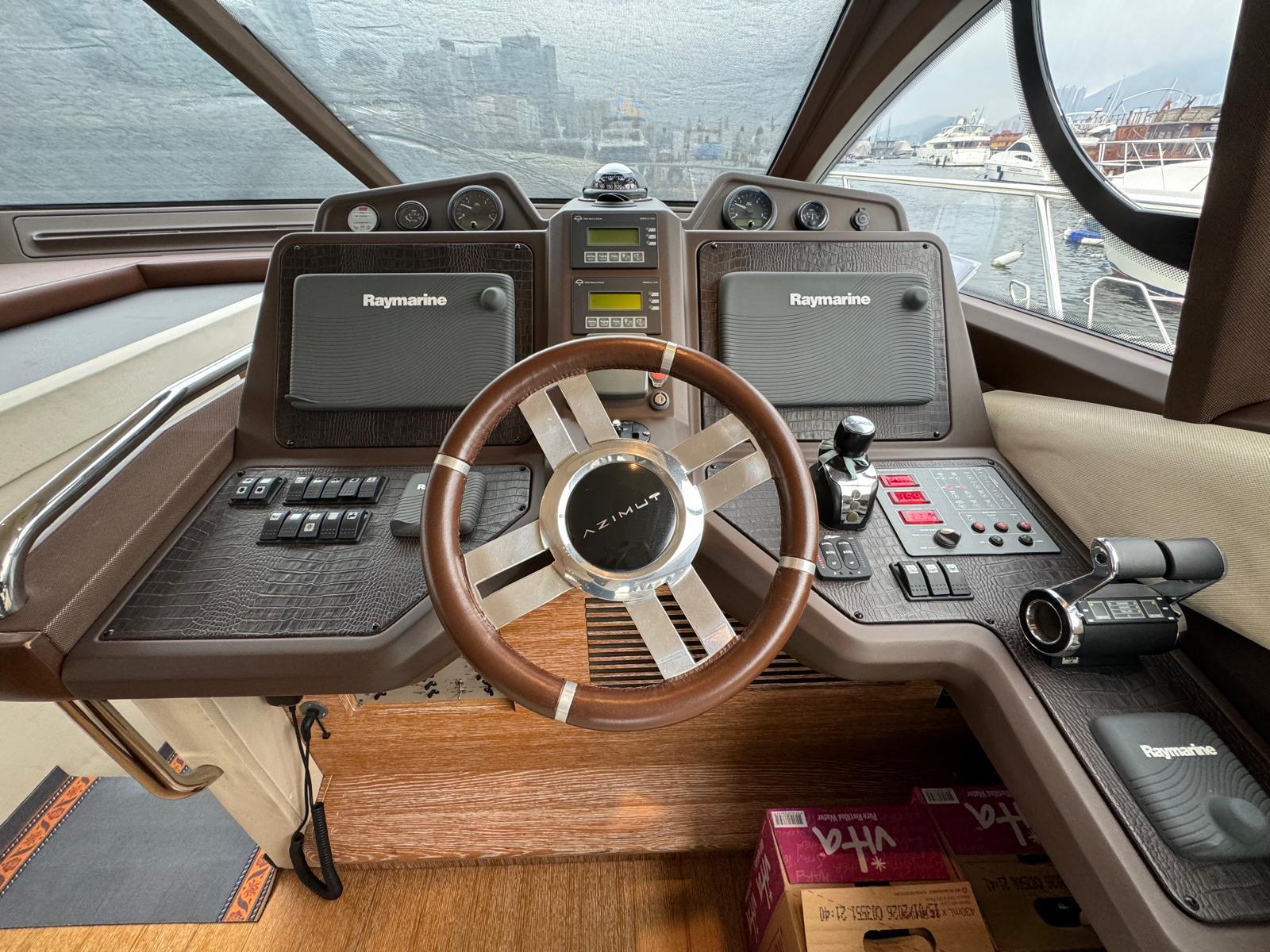 2013 Azimut 54 Fly Motor Yachts for sale - YachtWorld