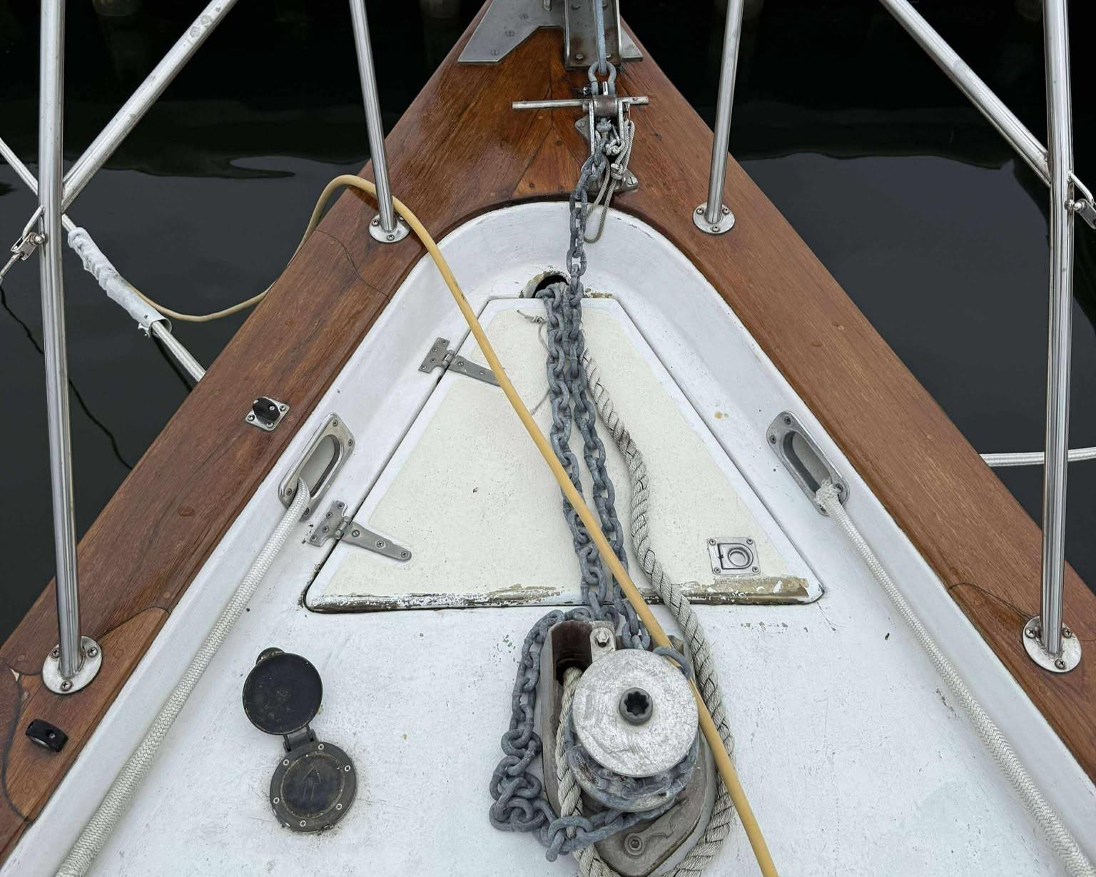 1985 Endeavour 42 Centre Cockpit for sale - YachtWorld