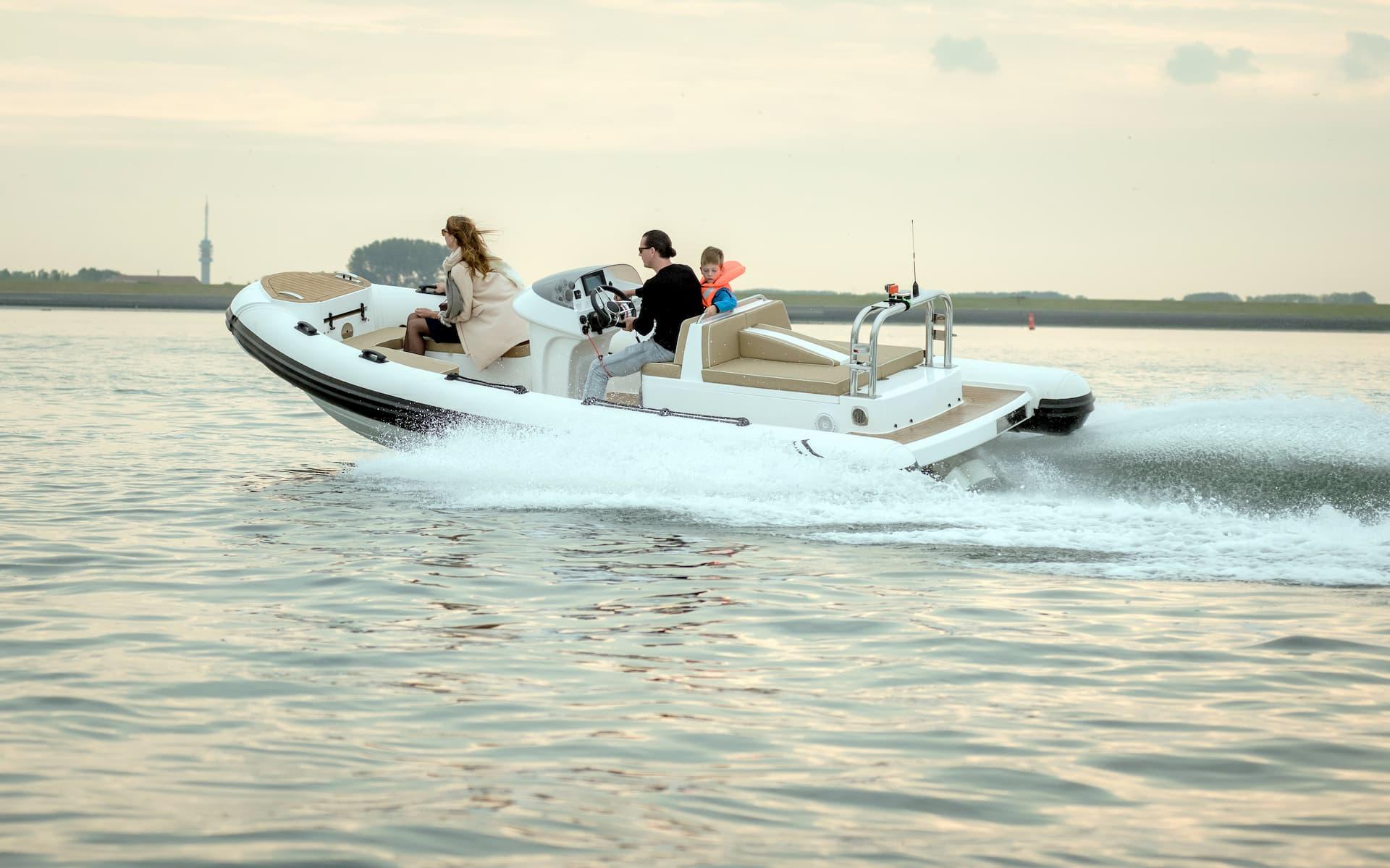 2024 Cobra Ribs Patronus 6.2m Stive oppblåsbare båter (Rigid Inflatable ...