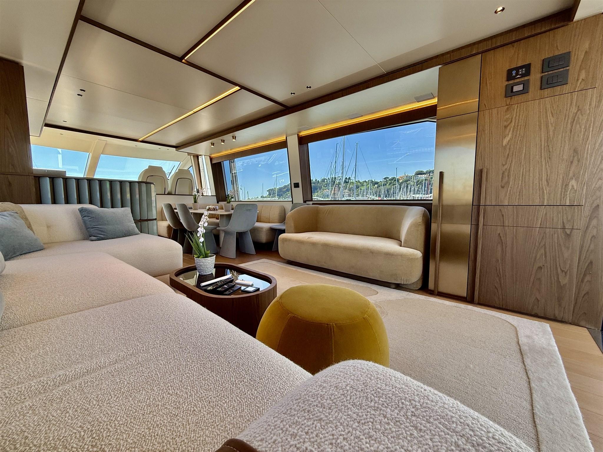 Ocasión 2024 Azimut 72 - Frosinone | TopBarcos.com