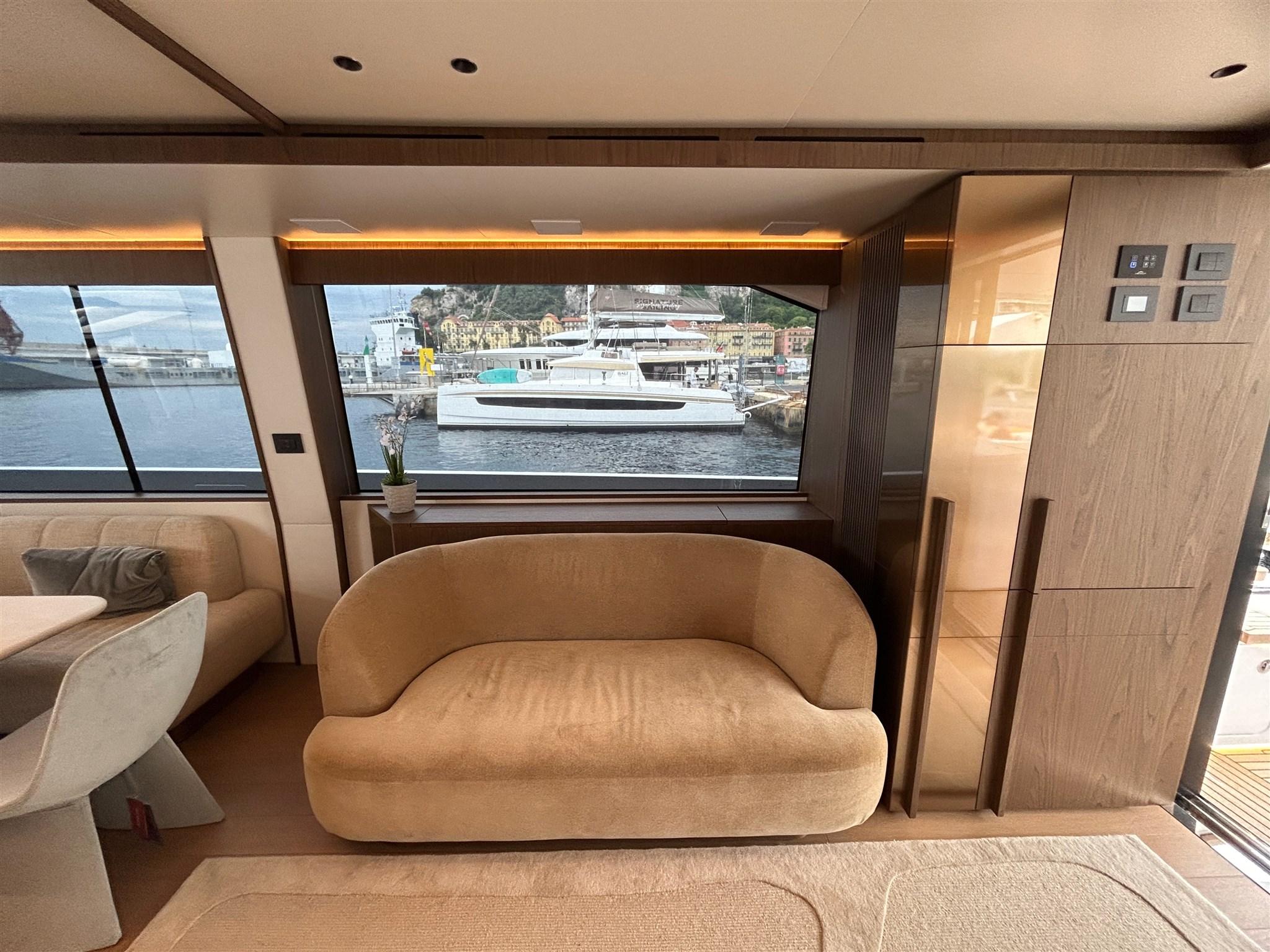 Ocasión 2024 Azimut 72 - Frosinone | TopBarcos.com