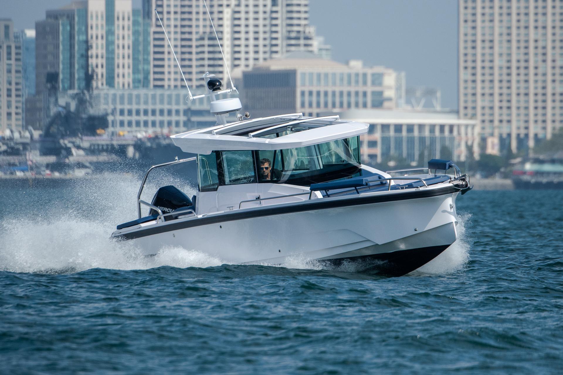 2025 Axopar 29XC Cross Cabin Aft Cabin Cruiser for sale - YachtWorld