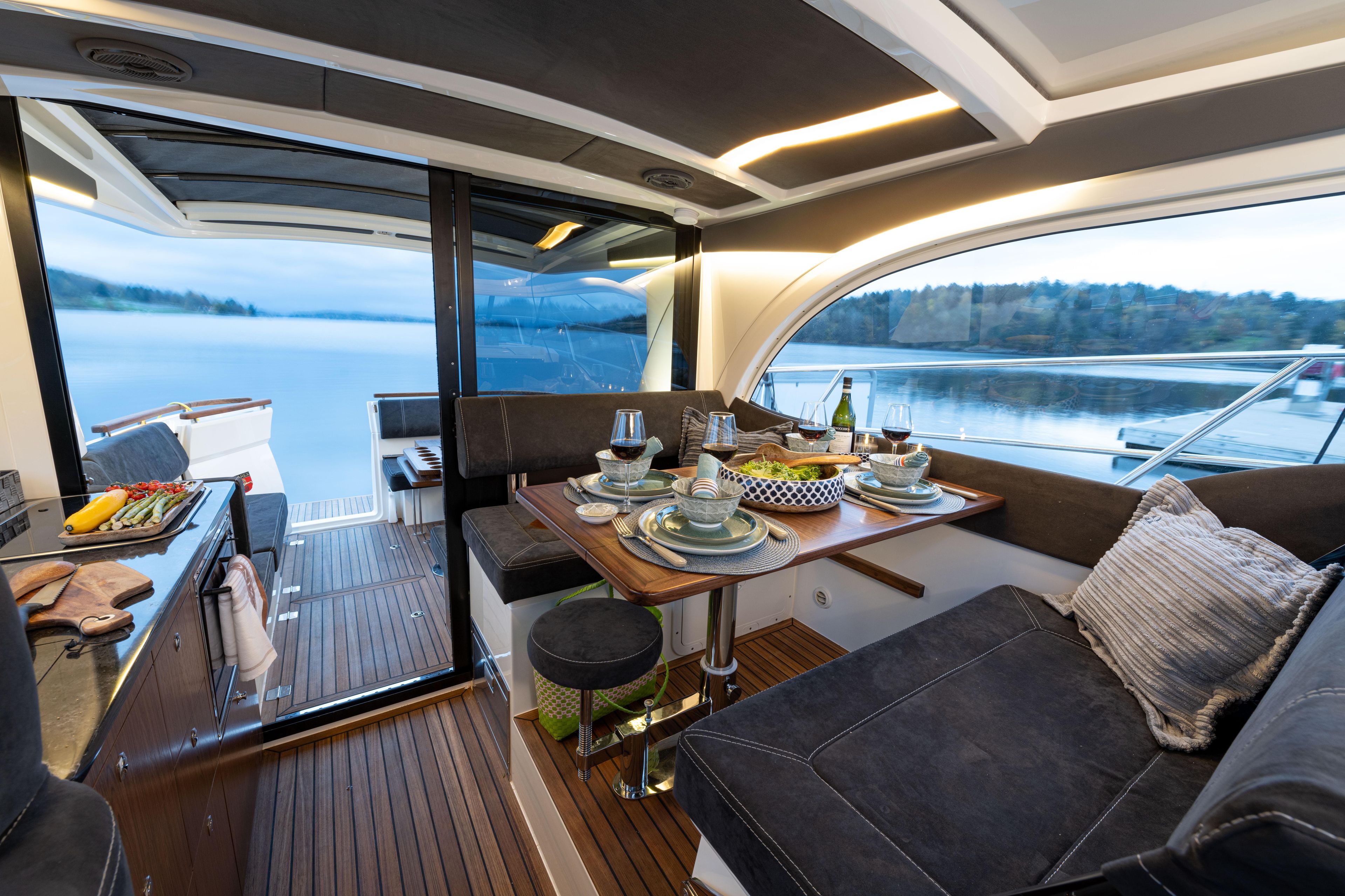 Marex 330 Scandinavia | 10m | 2025 - 83 - Var | Boats and Outboards