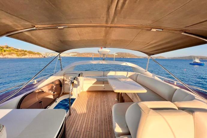 2015 Princess 52 Flybridge Motor Yacht Yachts à moteur à vendre ...