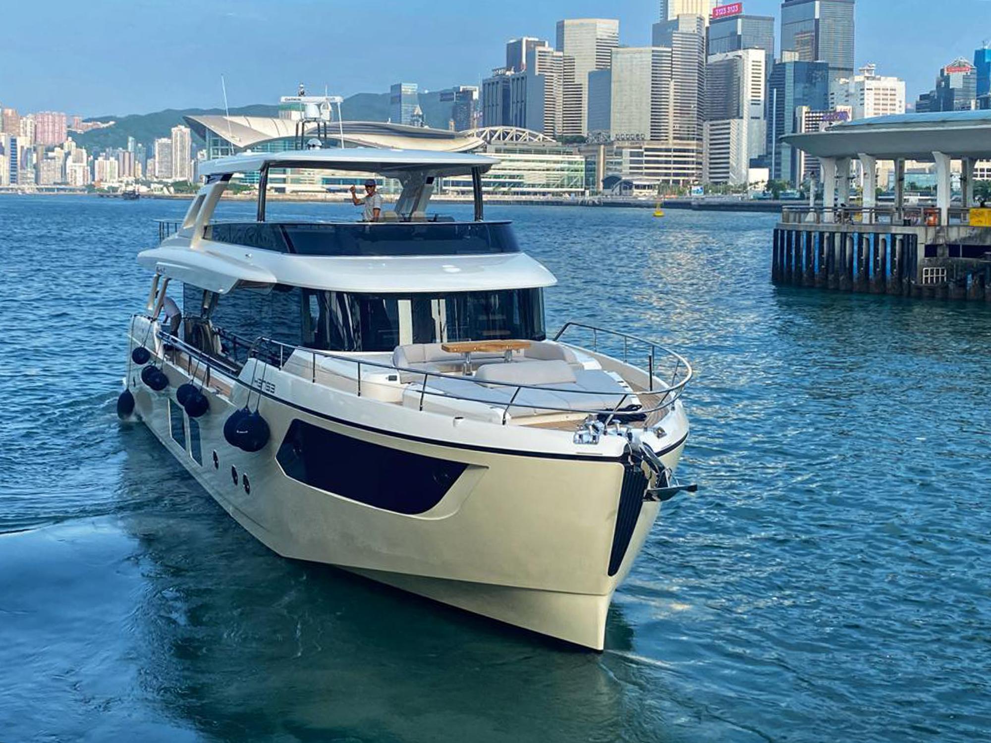 2020 Absolute 73 Navetta Motor Yachts for sale - YachtWorld