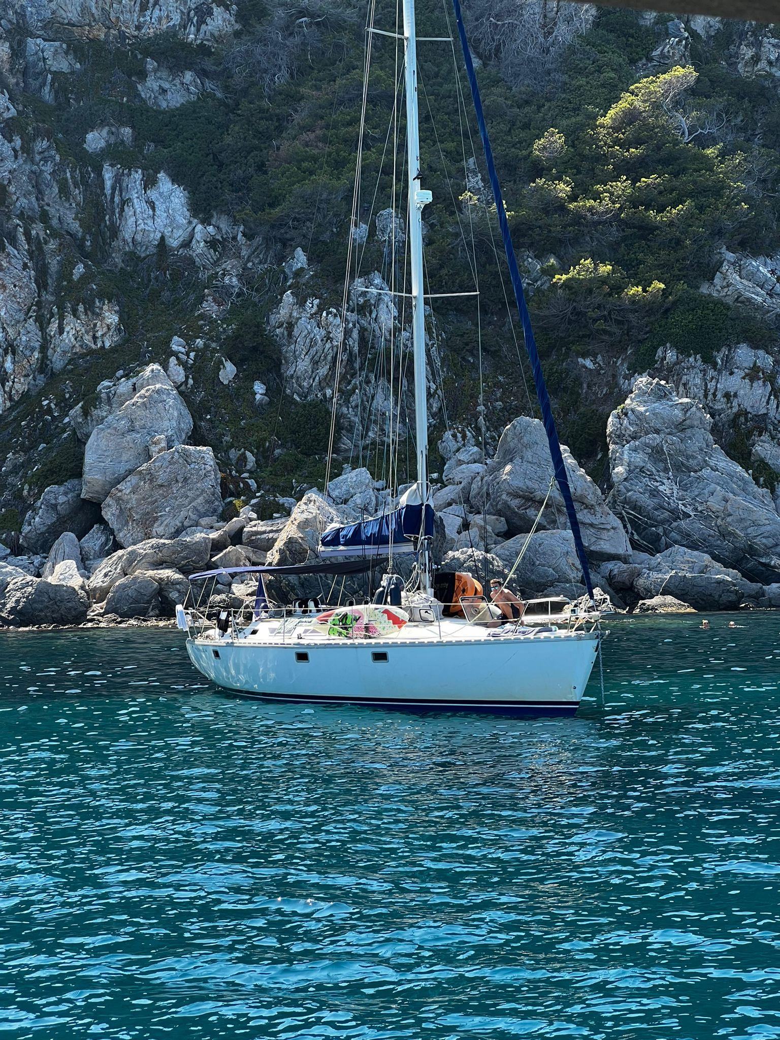 1990 Jeanneau Sun Magic 44 Sloop for sale - YachtWorld