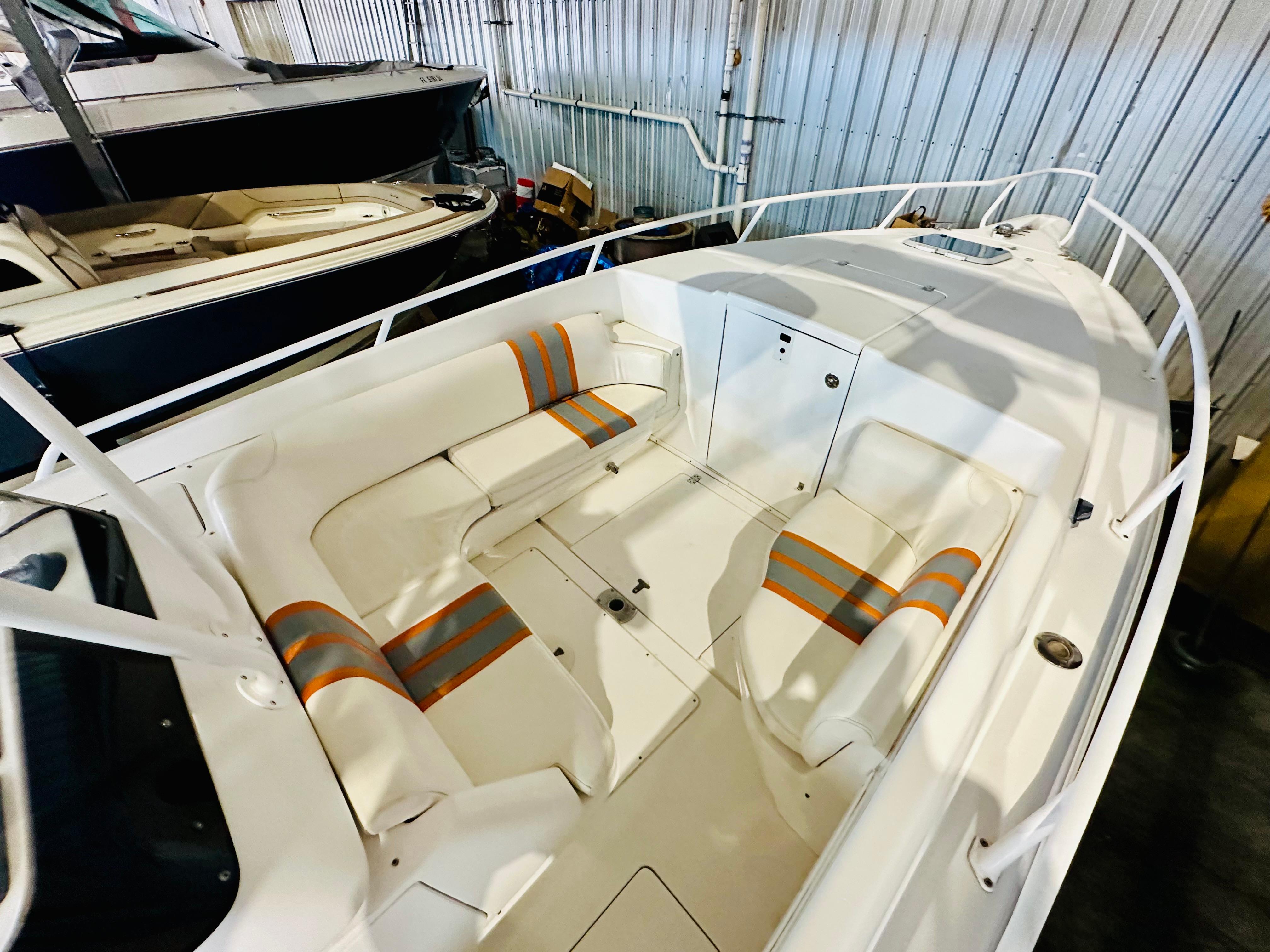 2003 Intrepid 322 Cuddy Center Console for sale - YachtWorld