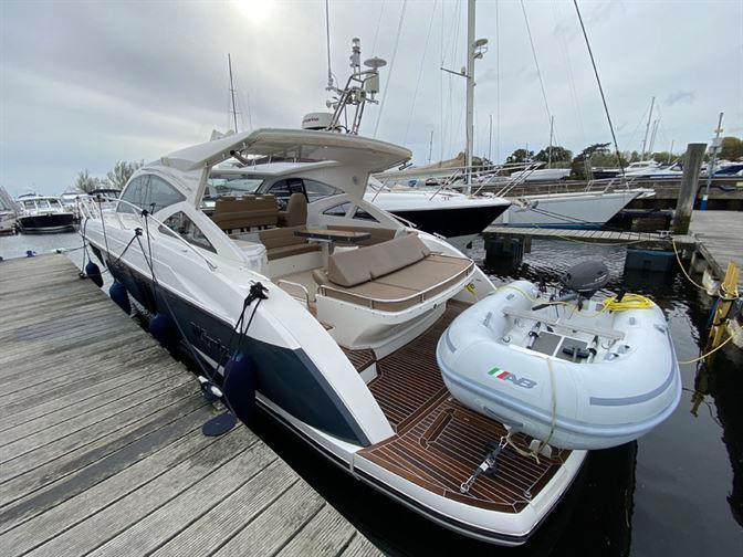 2018 Windy 46 Chinook Cruiser for sale - YachtWorld