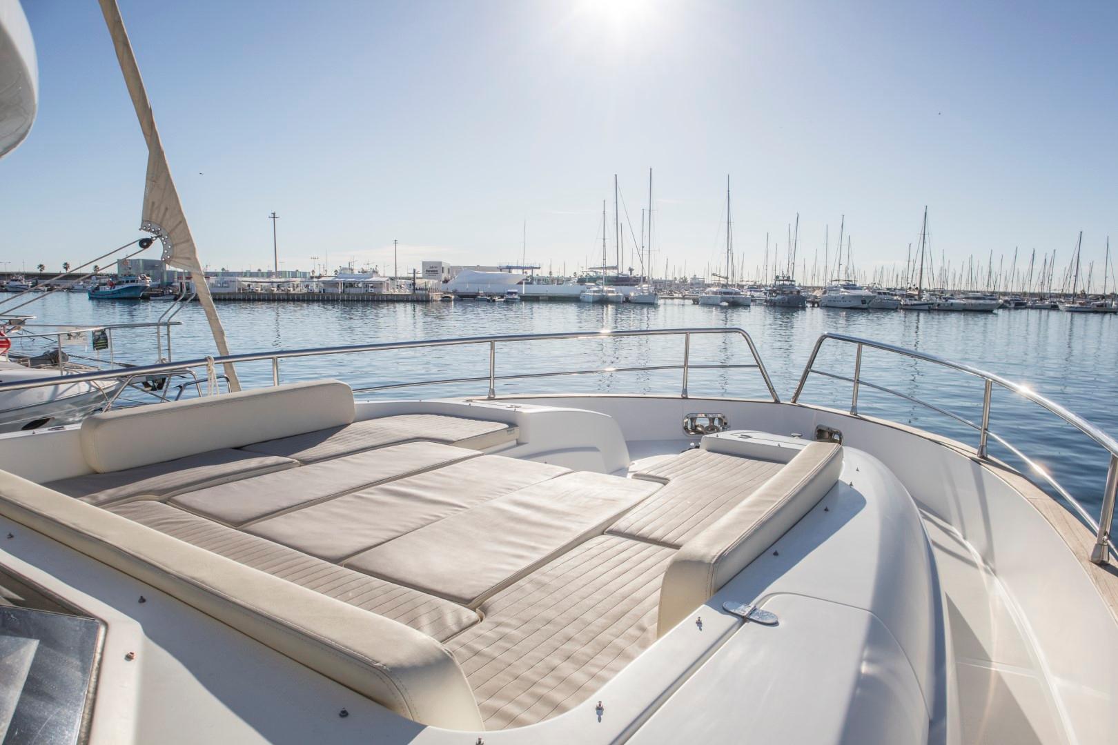 2015 Azimut Magellano 53 Trawler for sale - YachtWorld