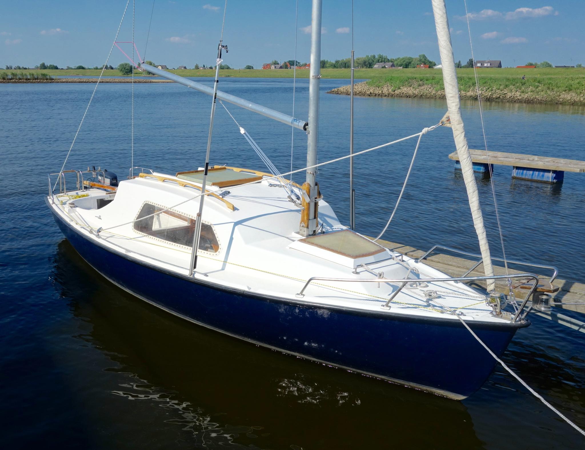 Ernst Riss 15er Jollenkreuzer GFK 7m 1970, Segelboote mit Kajüte ...