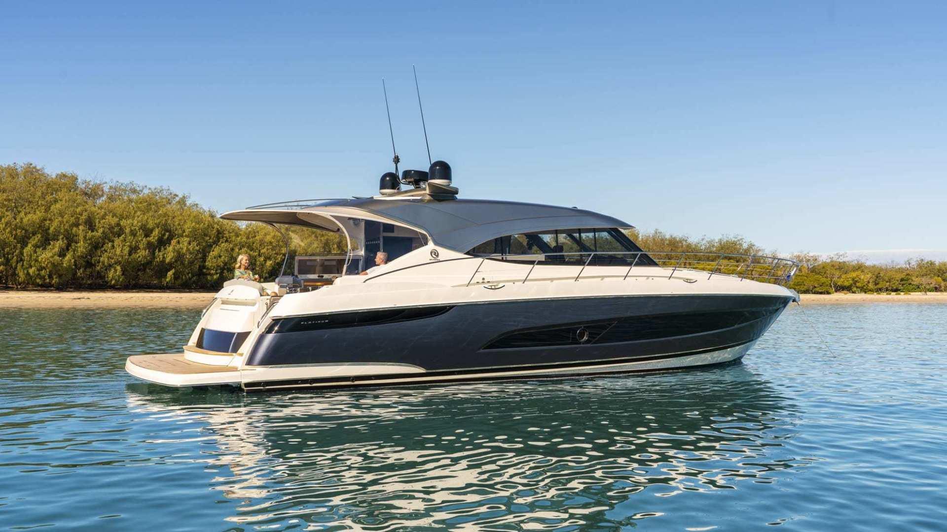 2025 Riviera 5400 Sport Yacht Platinum Edition Motor Yacht for sale - YachtWorld