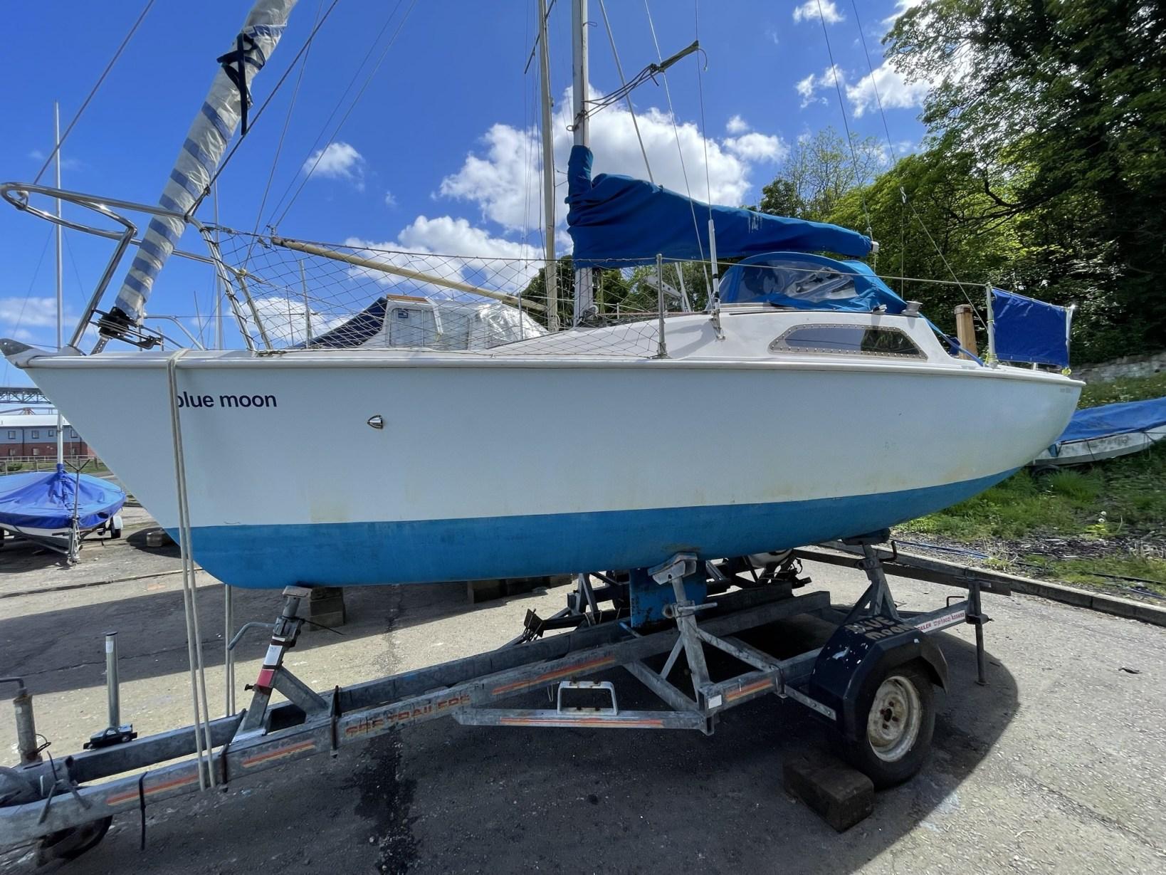 Hunter 20 Boat For Sale - Waa2