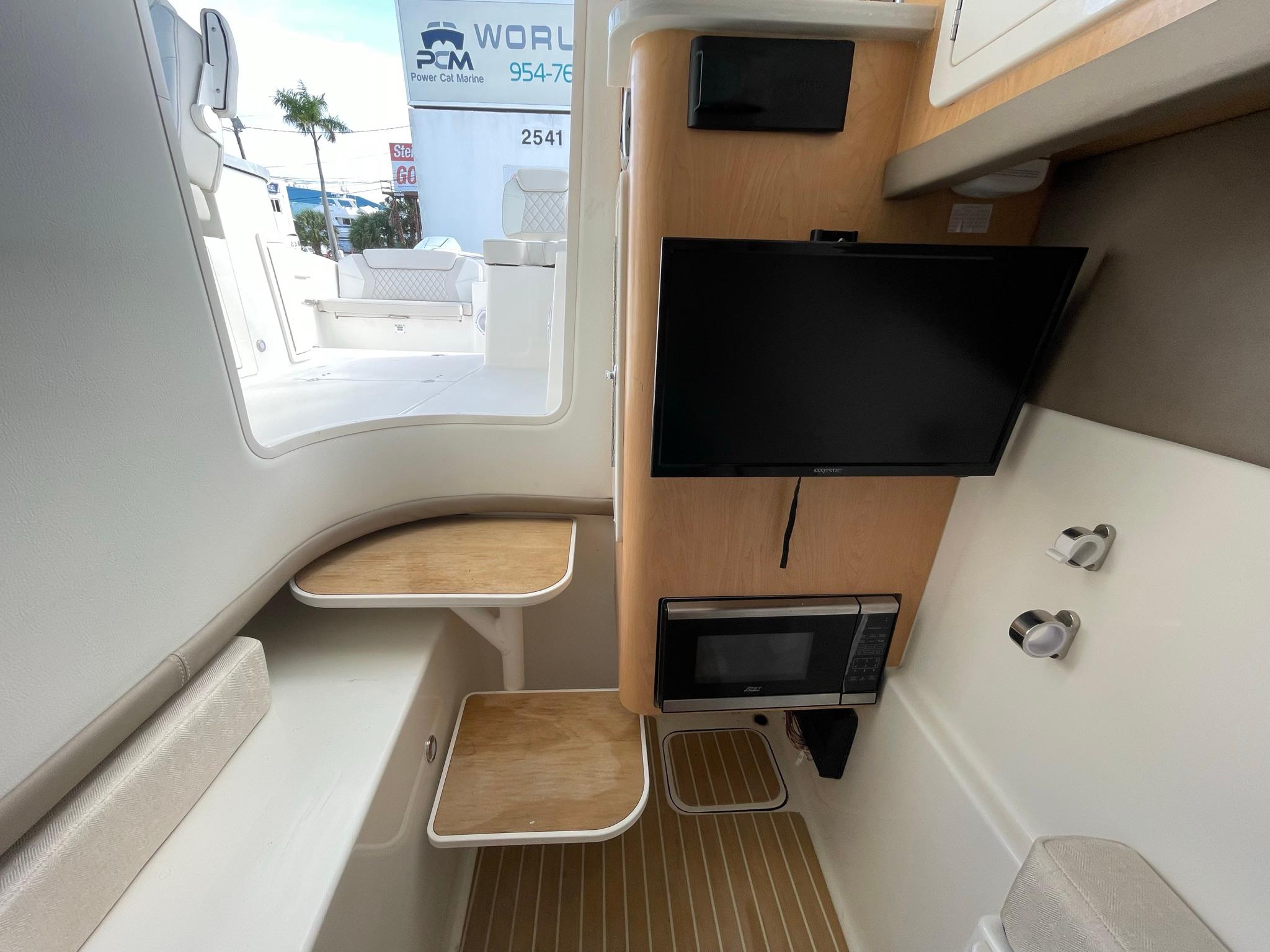 2024 World Cat 325 DC Dual Console for sale - YachtWorld