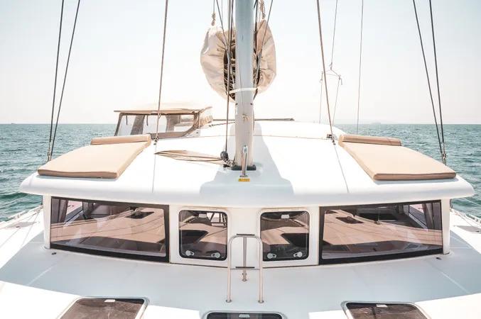 2015 Lagoon 421 Catamaran for sale - YachtWorld