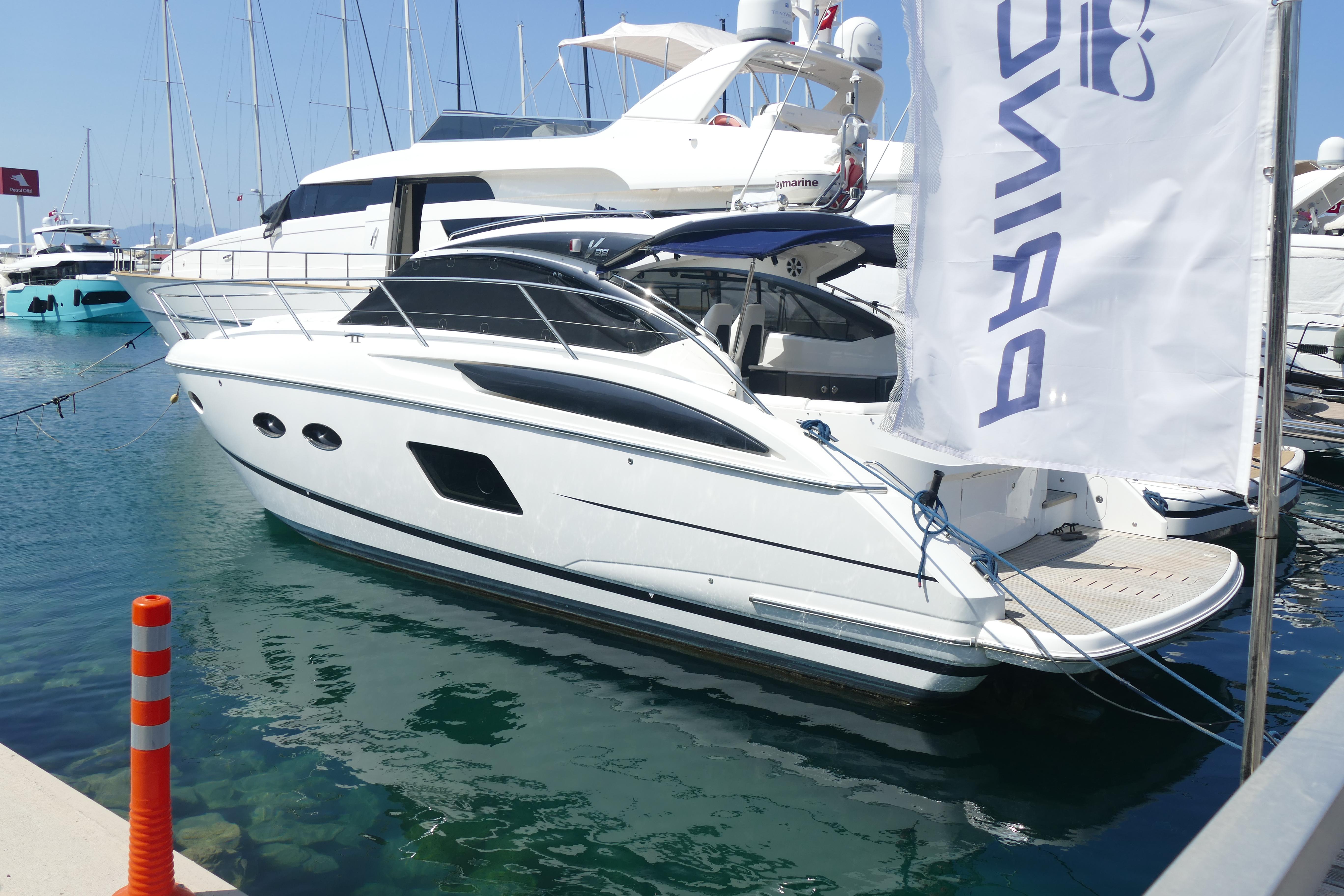 2014 Princess V39 Sports Cruiser for sale - YachtWorld