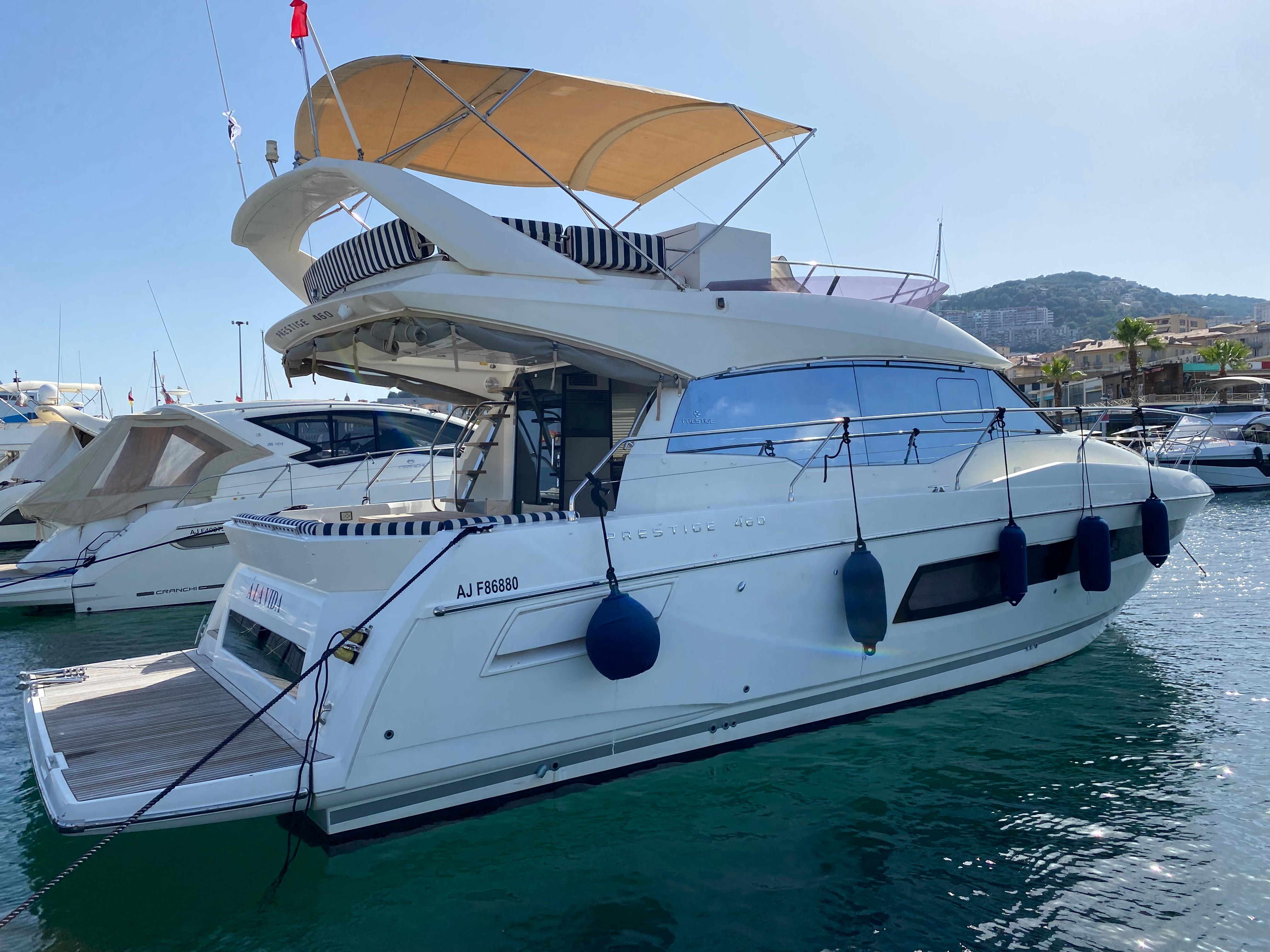 2019 Prestige 460 Flybridge for sale - YachtWorld