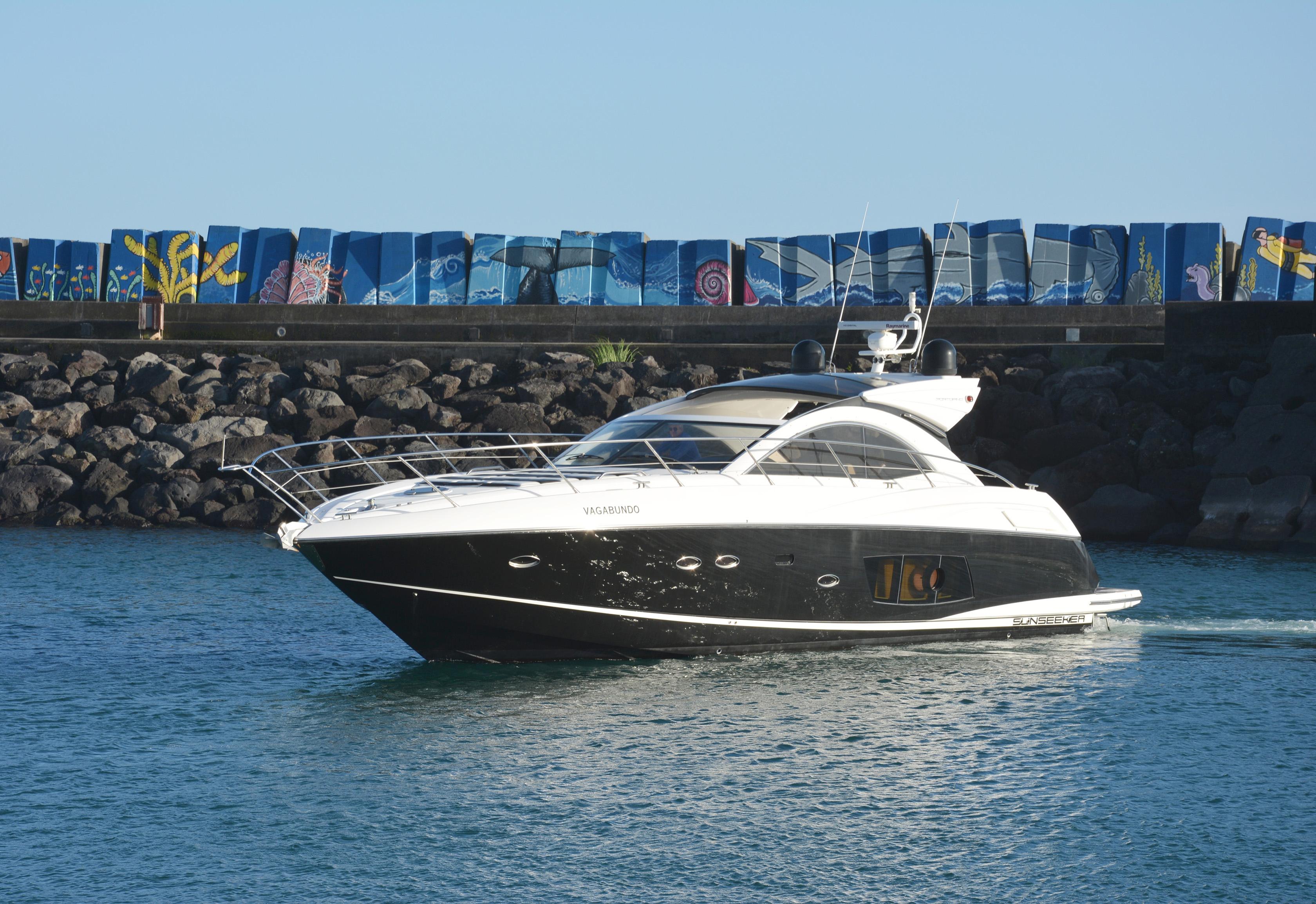 2011 Sunseeker Portofino 48 Motor Yacht for sale - YachtWorld