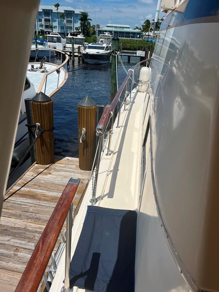 1981 Hatteras 48 Motoryacht Motoryachten Kaufen - YachtWorld