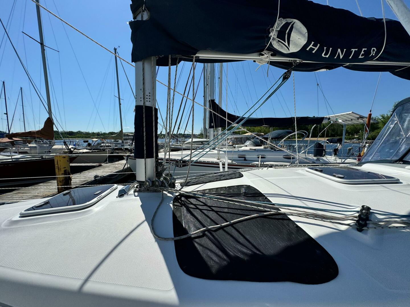 2004 Hunter 33 Racer/Cruiser for sale - YachtWorld