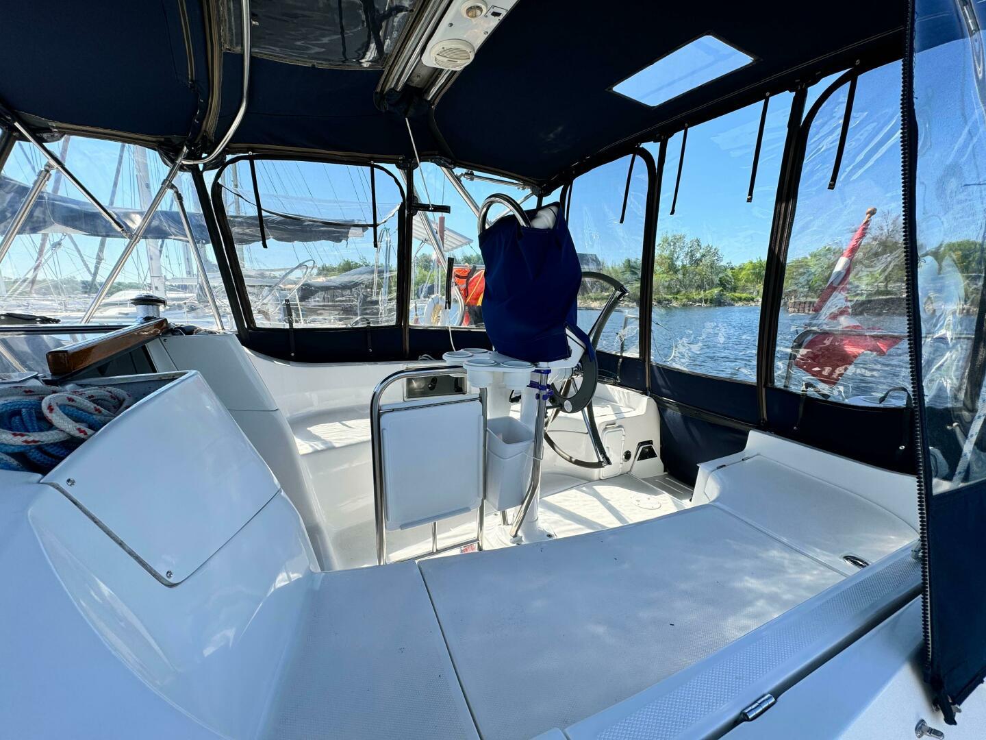 2004 Hunter 33 Racer/Cruiser for sale - YachtWorld