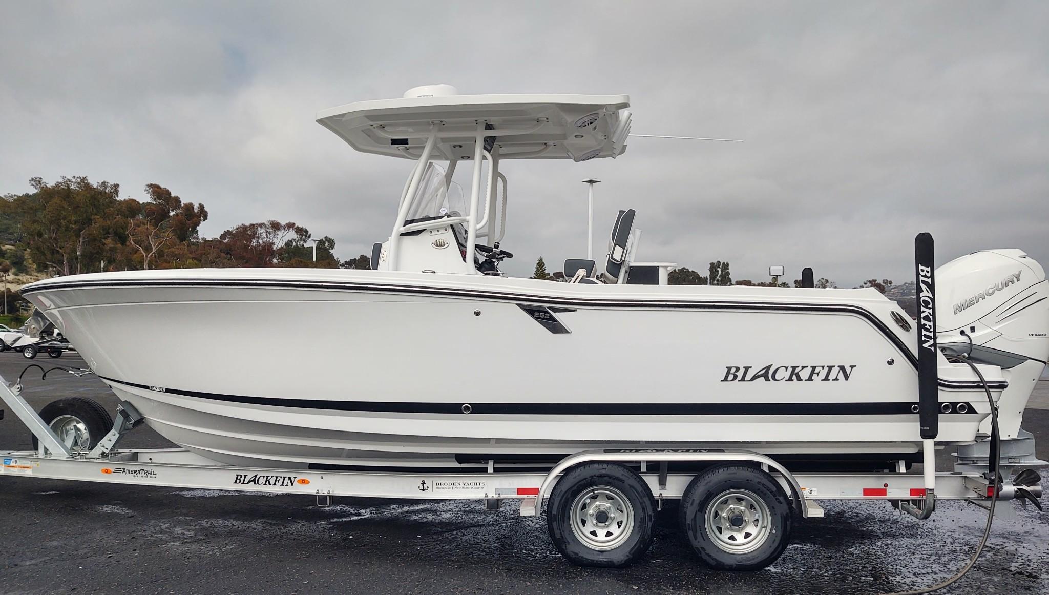 2023 Blackfin 252 CC Centre Console for sale - YachtWorld