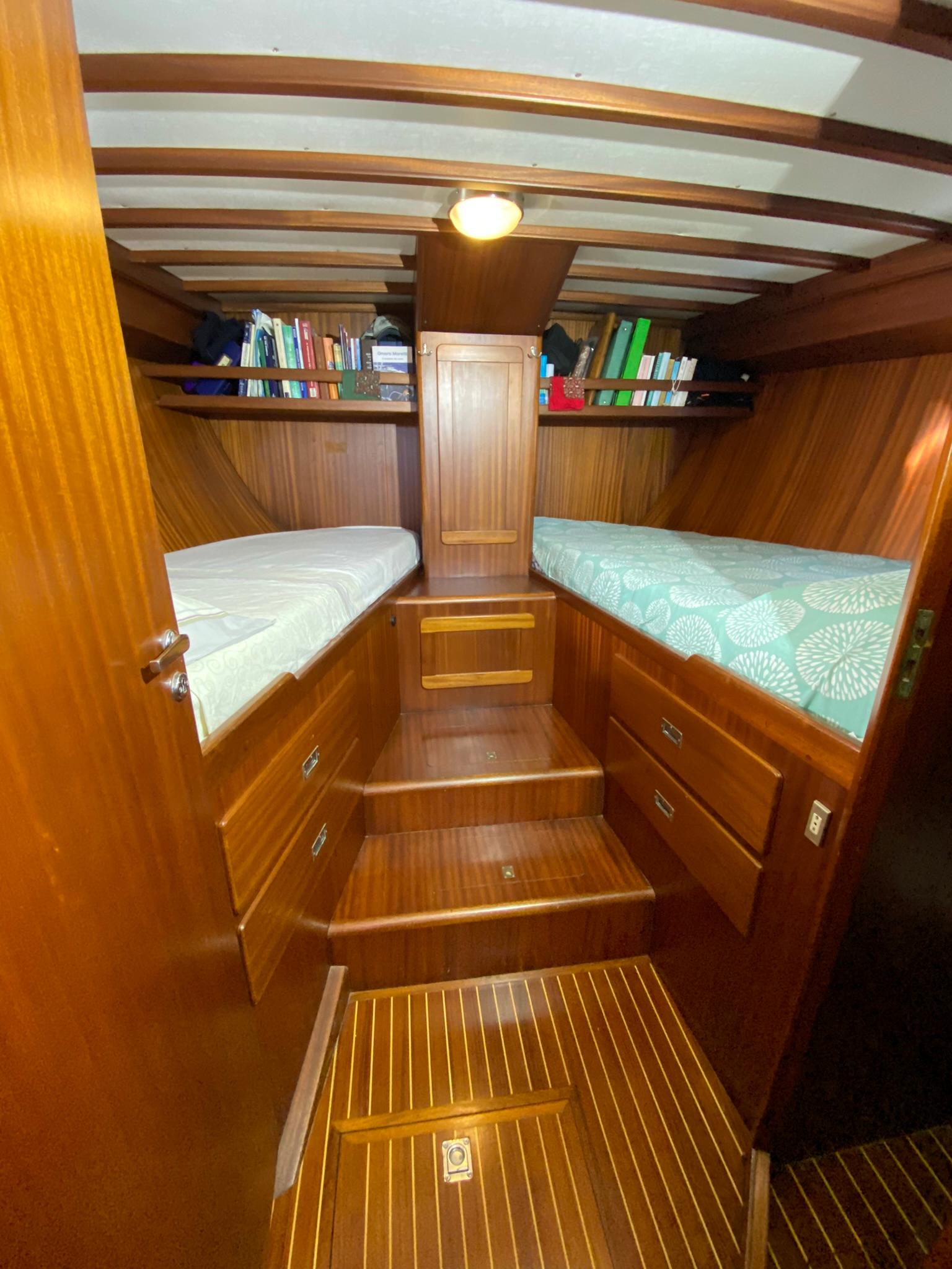 1974 Custom CLASSIC KETCH DECK SALOON Antique and Classic for sale ...
