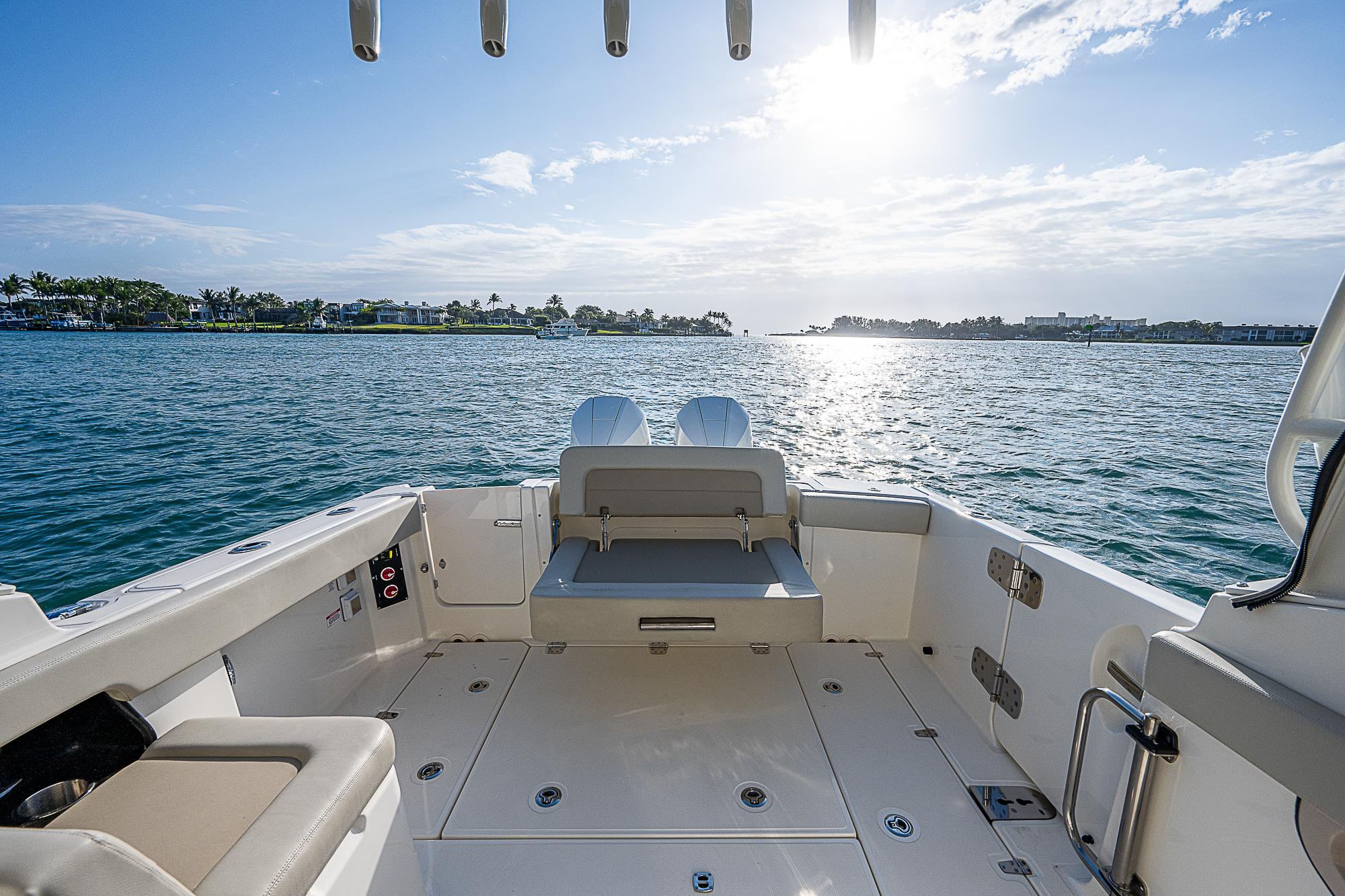 2021 Boston Whaler 280 Vantage Dual Console for sale - YachtWorld