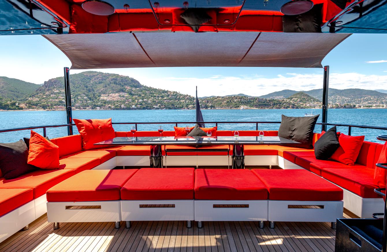 Black Legend Motor Yachts Mangusta for sale - YachtWorld