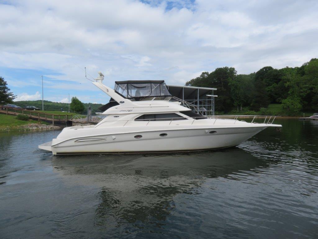 2002 Sea Ray 450 Express Bridge Flybridge for sale - YachtWorld