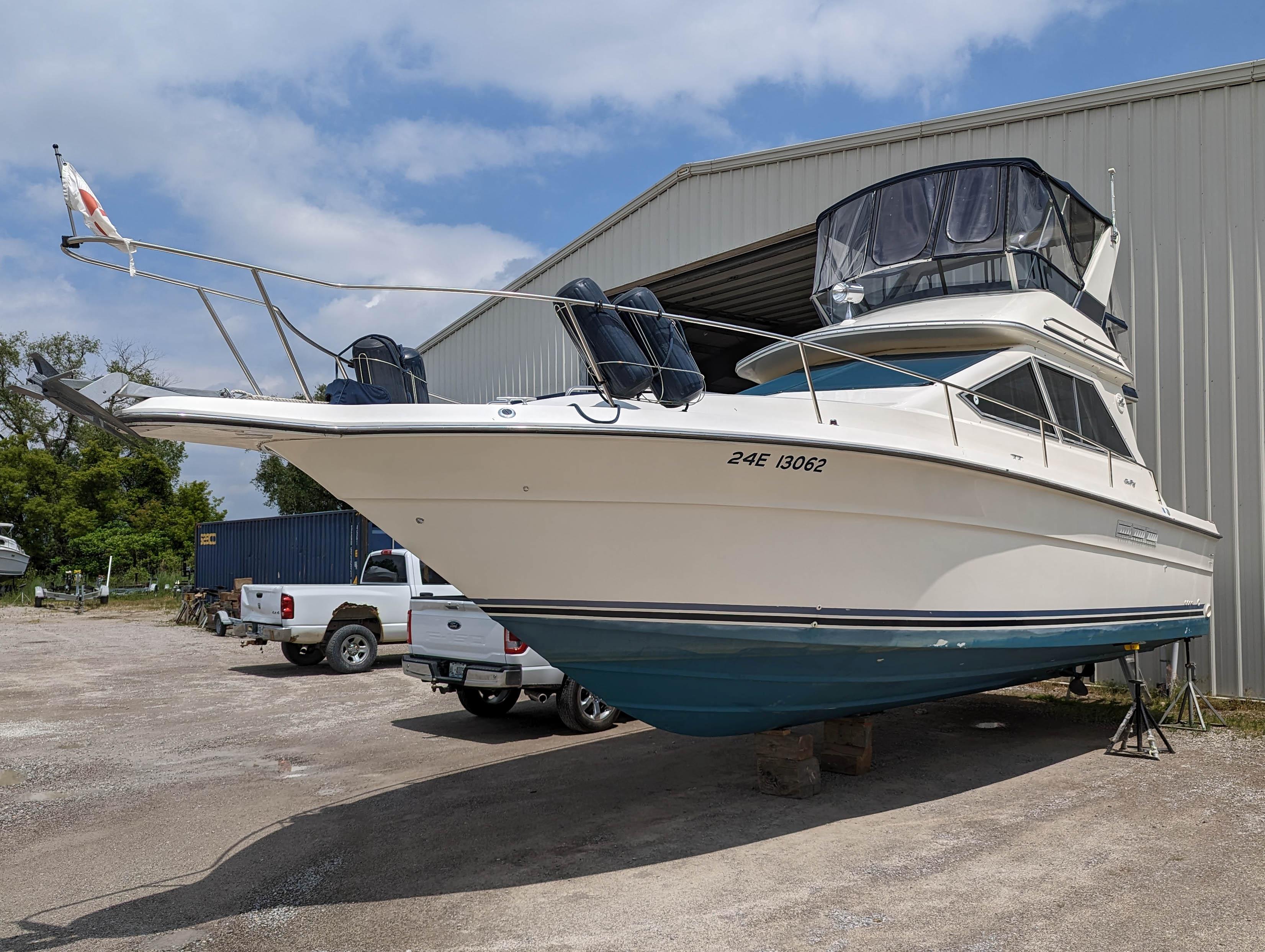 1989 Sea Ray 340 Sedan Bridge Flybridge for sale - YachtWorld