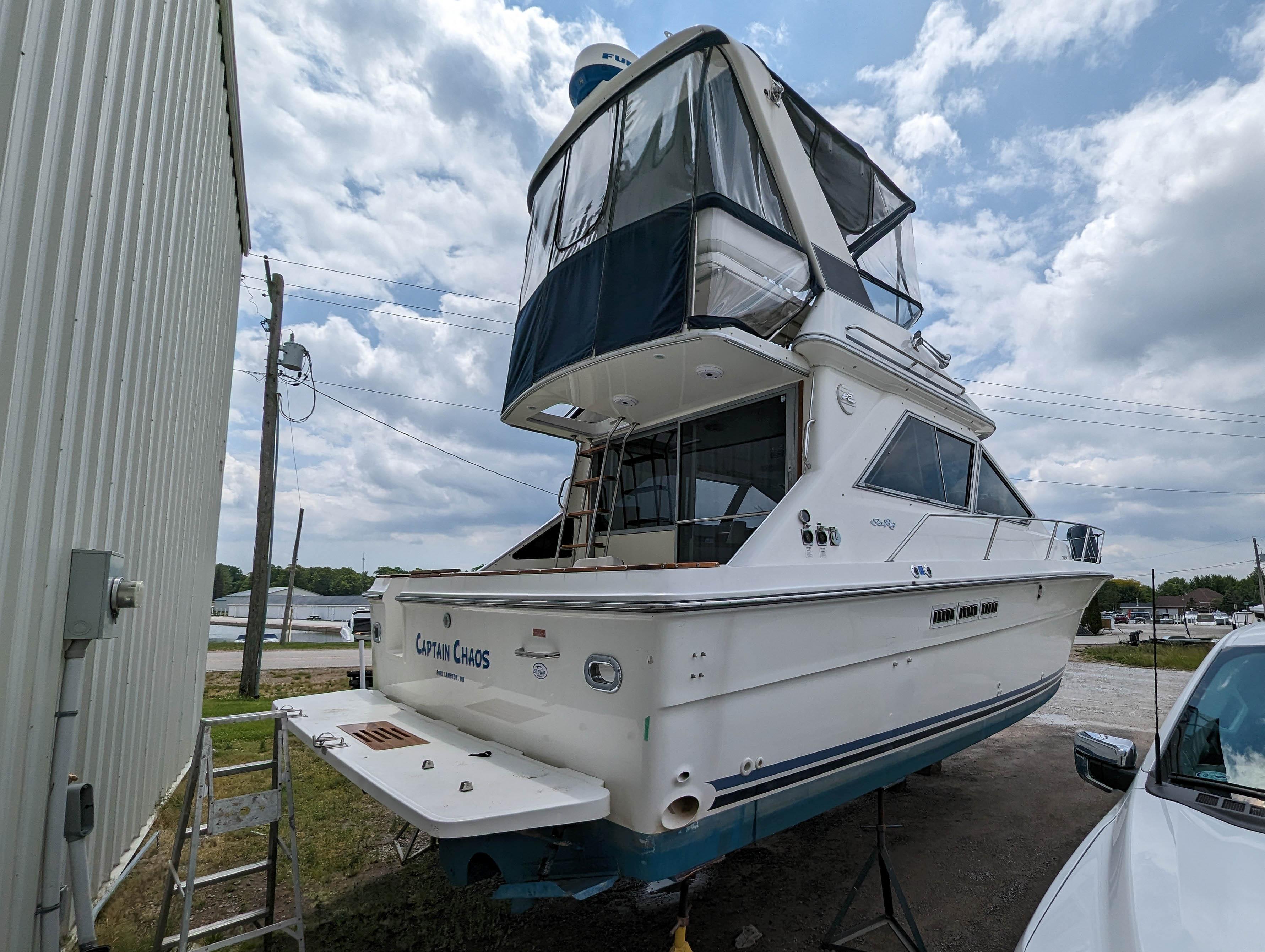 1989 Sea Ray 340 Sedan Bridge Flybridge for sale - YachtWorld