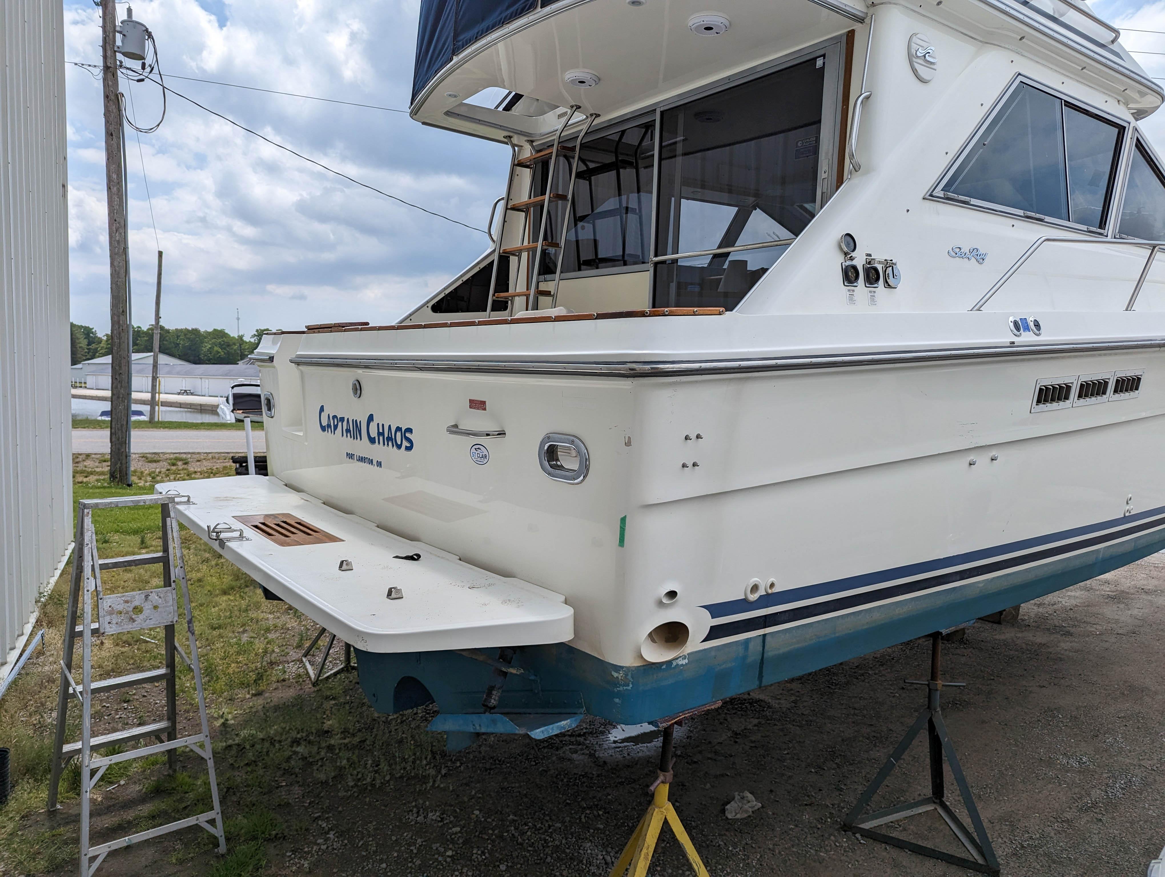 1989 Sea Ray 340 Sedan Bridge Flybridge for sale - YachtWorld