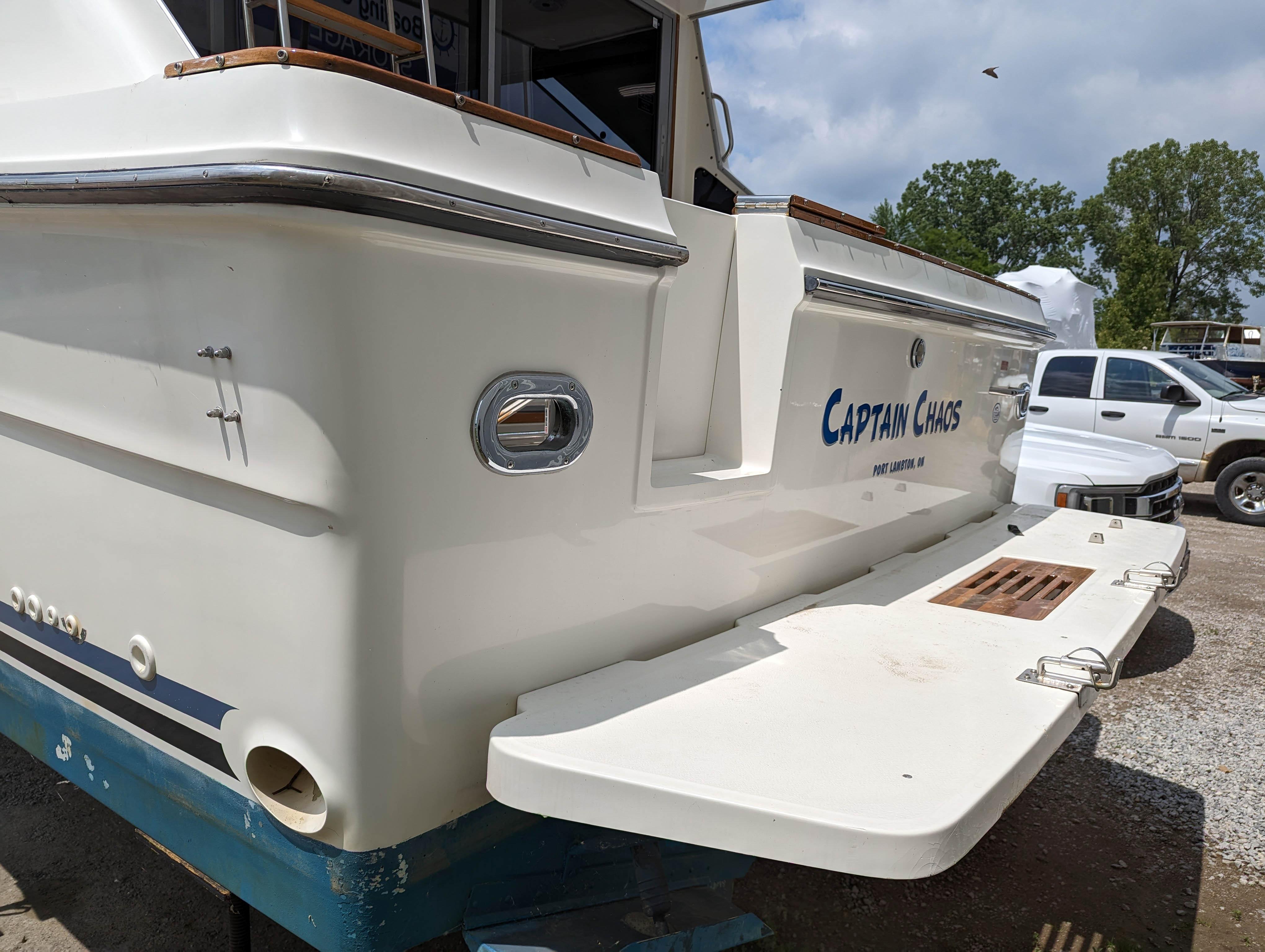 1989 Sea Ray 340 Sedan Bridge Flybridge for sale - YachtWorld