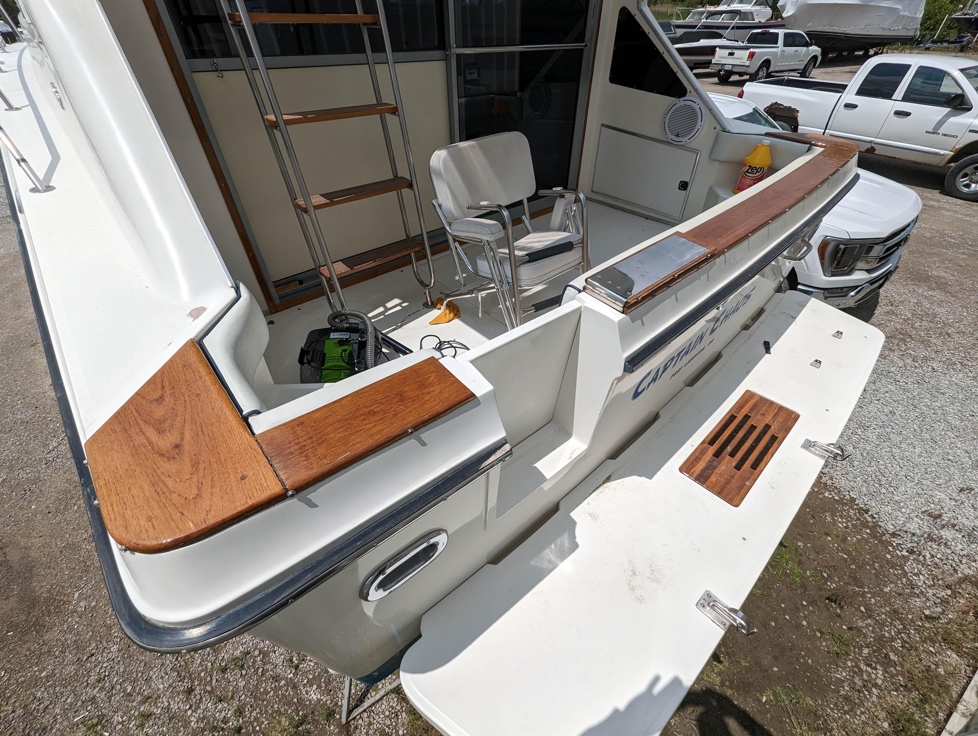 1989 Sea Ray 340 Sedan Bridge Flybridge for sale - YachtWorld