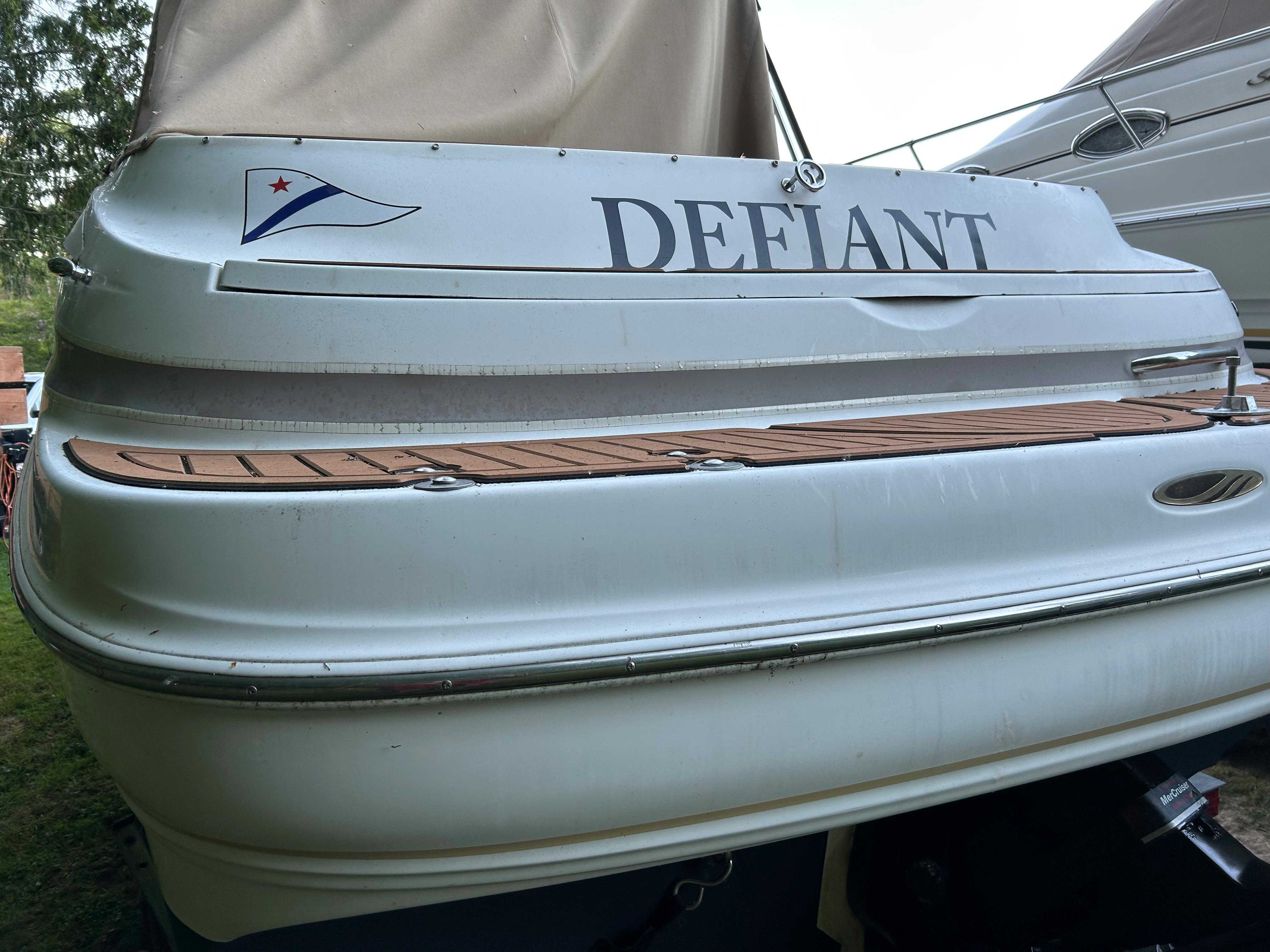 2001 Maxum 230 Express Cruiser for sale - YachtWorld