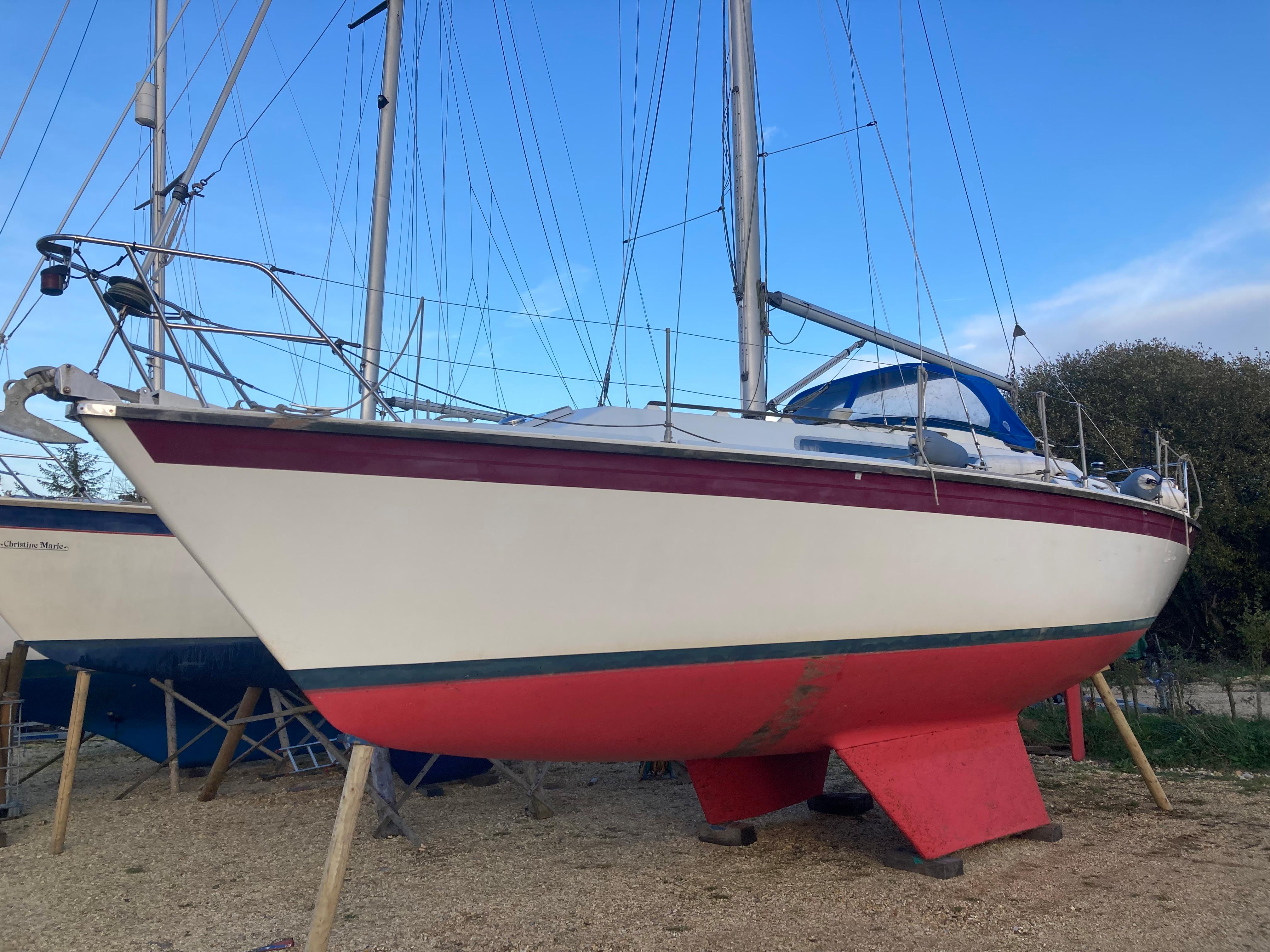 Westerly Falcon 34 | 1985 | 10m - Hampshire | Boatshop24