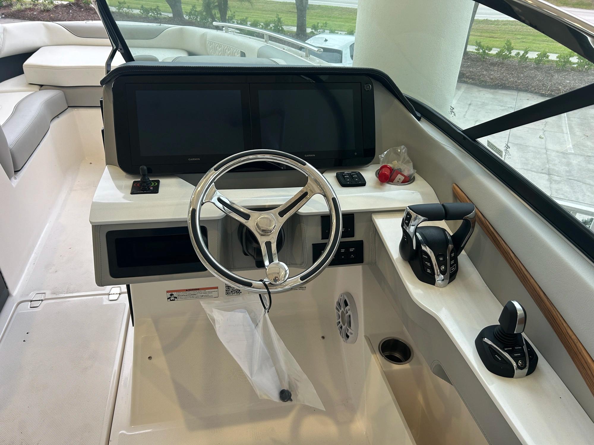 2024 Regal LX9 Bowrider for sale - YachtWorld