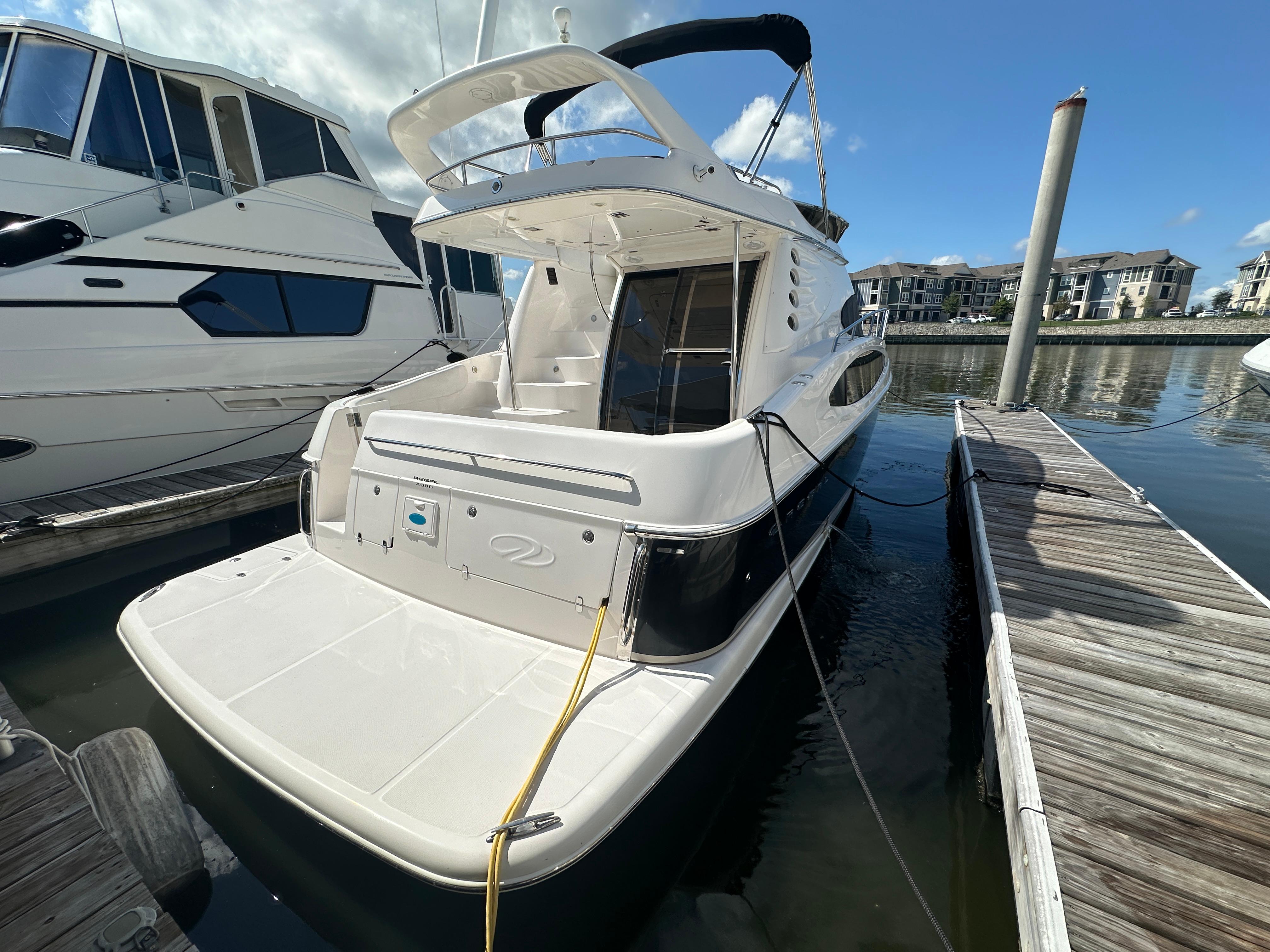 2007 Regal 4080 FLYBRIDGE SEDAN Flybridge for sale - YachtWorld