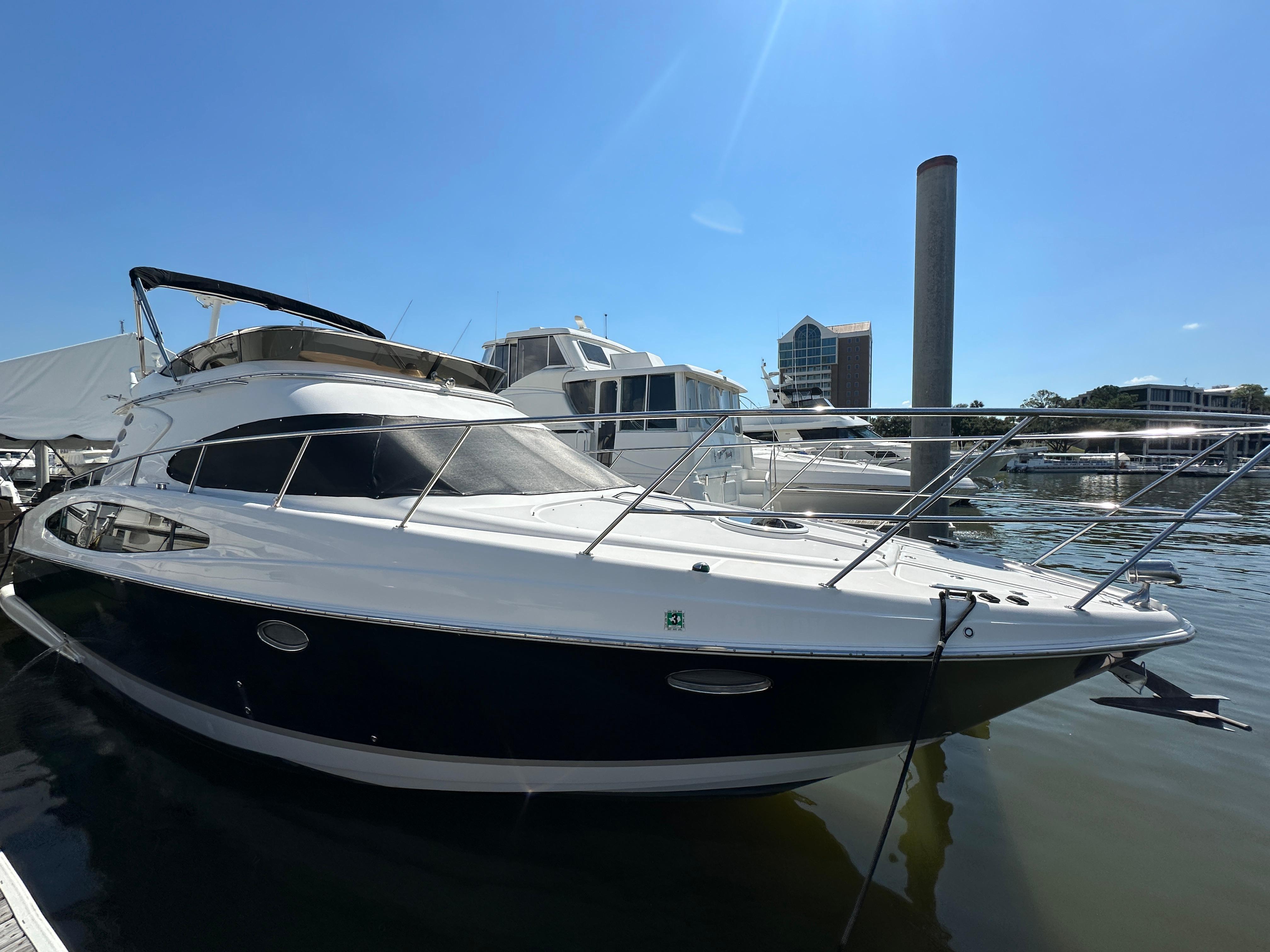 2007 Regal 4080 FLYBRIDGE SEDAN Flybridge for sale - YachtWorld
