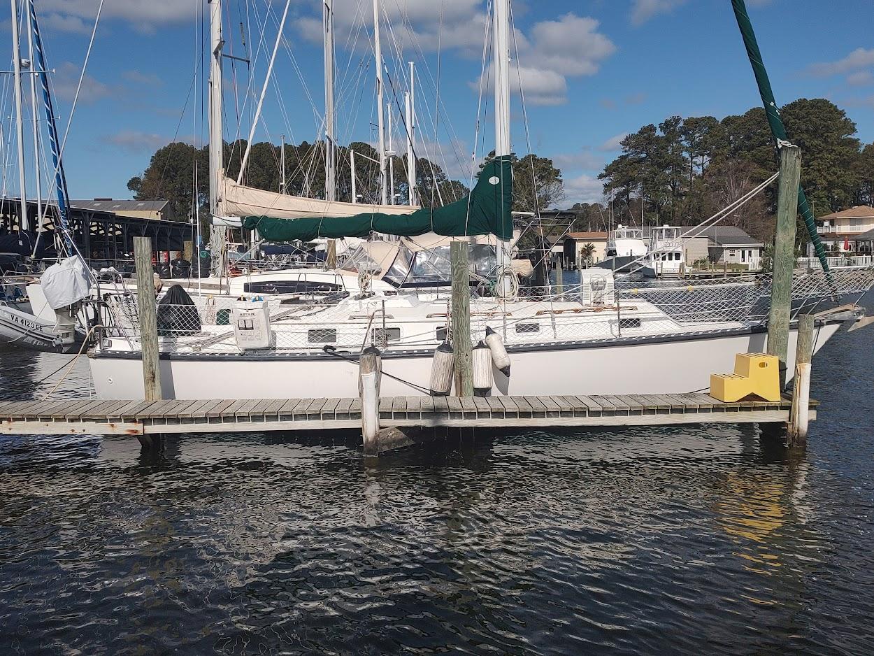 1985 Endeavour 33 Sloop Slup Kaufen - YachtWorld