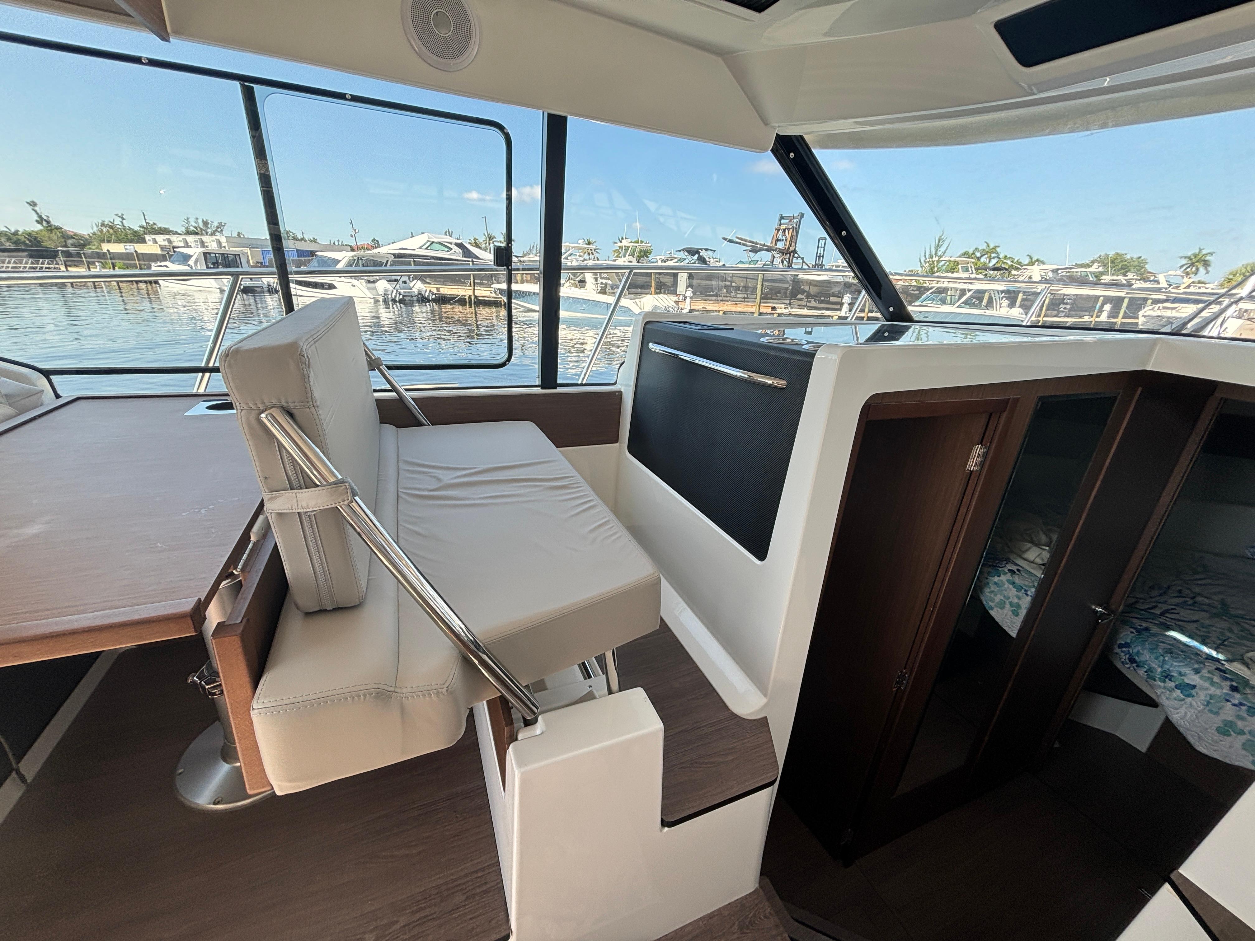 2023 Jeanneau 1095 NC Cruiser for sale - YachtWorld