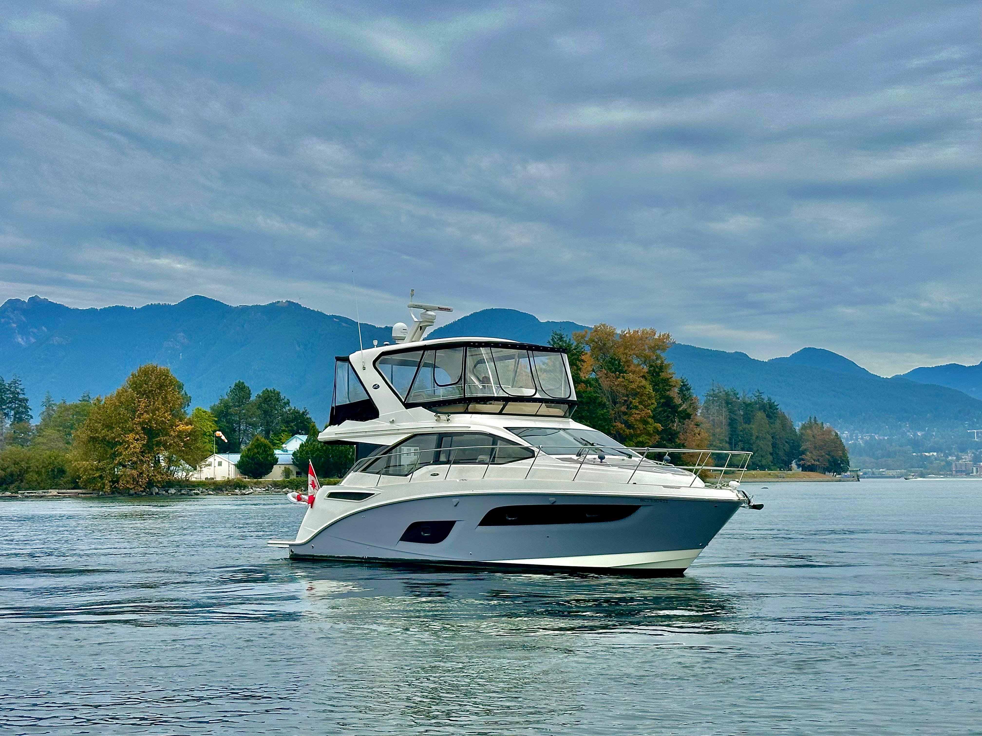 2018 Sea Ray Fly 460 Flybridge for sale - YachtWorld