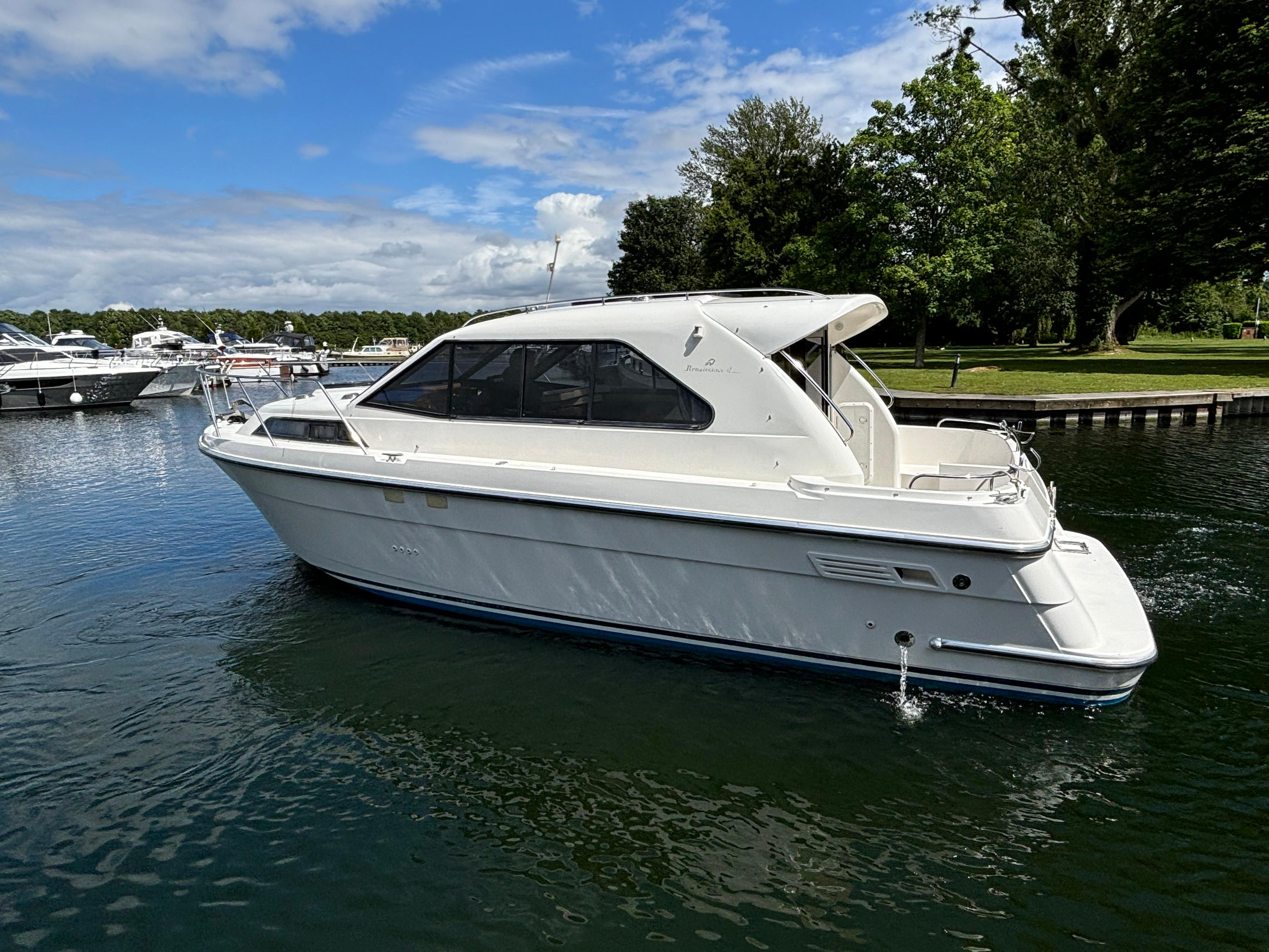 1999 Motor Yacht Renaissance 31 - Buckinghamshire | Boatshop24 UK