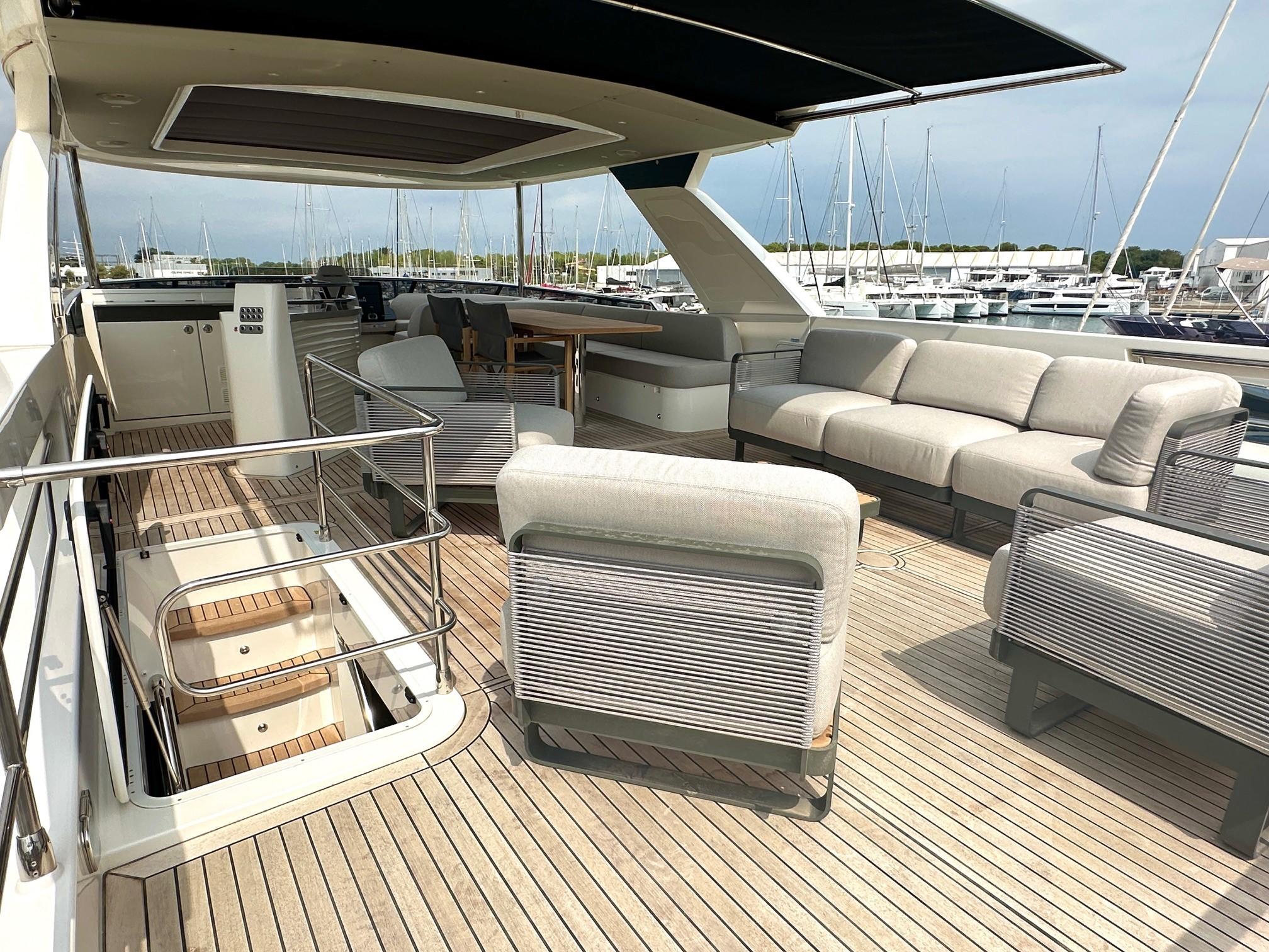 2024 Absolute Navetta 64 Flybridge for sale - YachtWorld