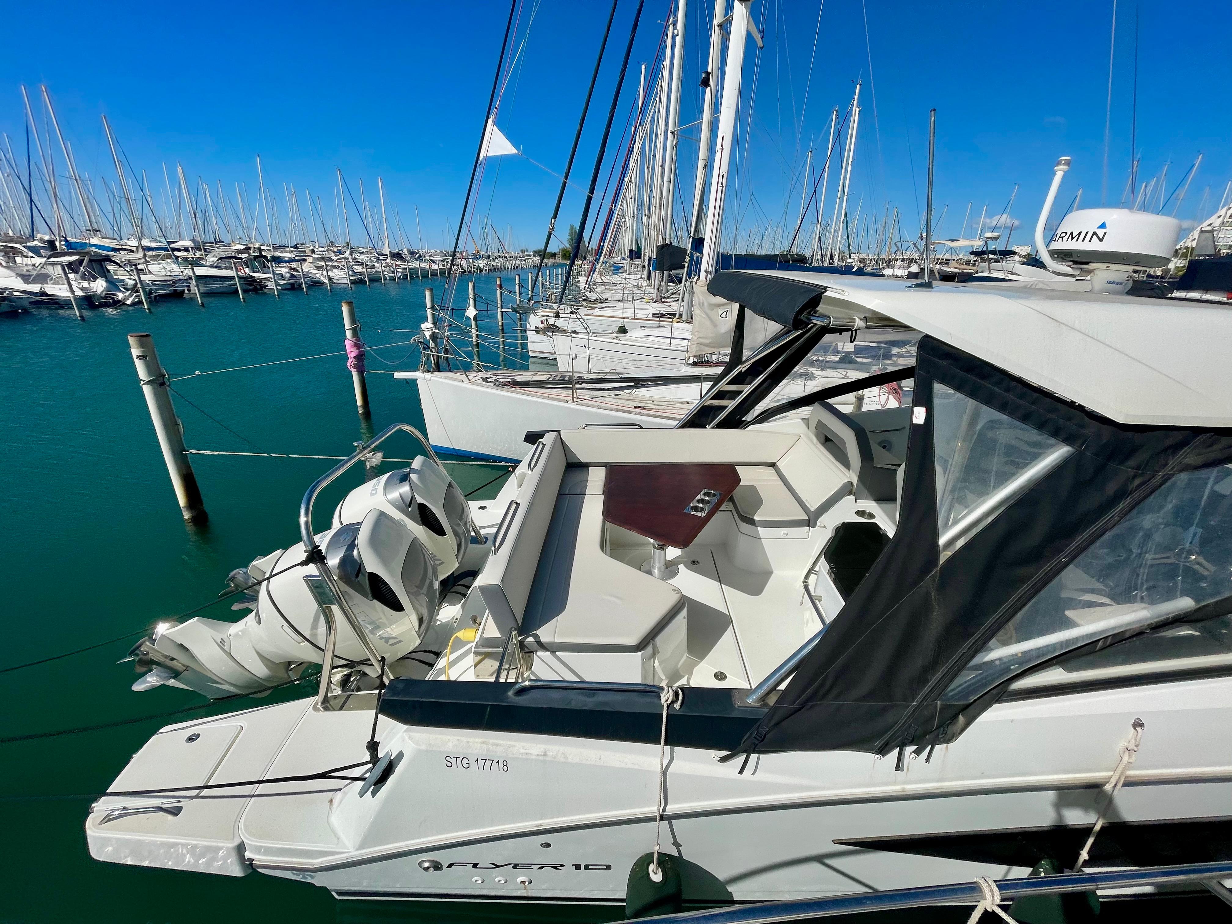 2021 Beneteau Flyer 10 Cruiser for sale - YachtWorld