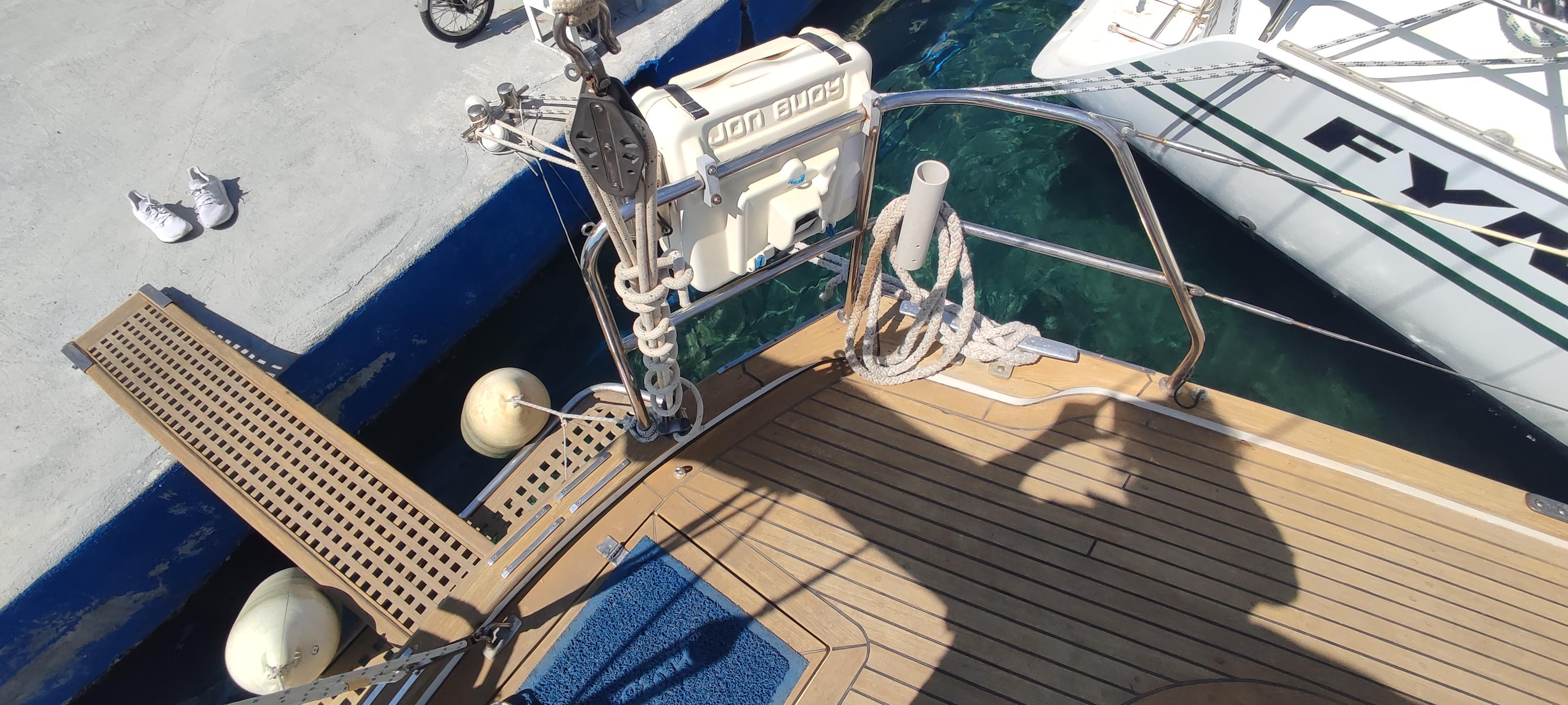 1982 Hallberg-Rassy 42E Centre Cockpit for sale - YachtWorld